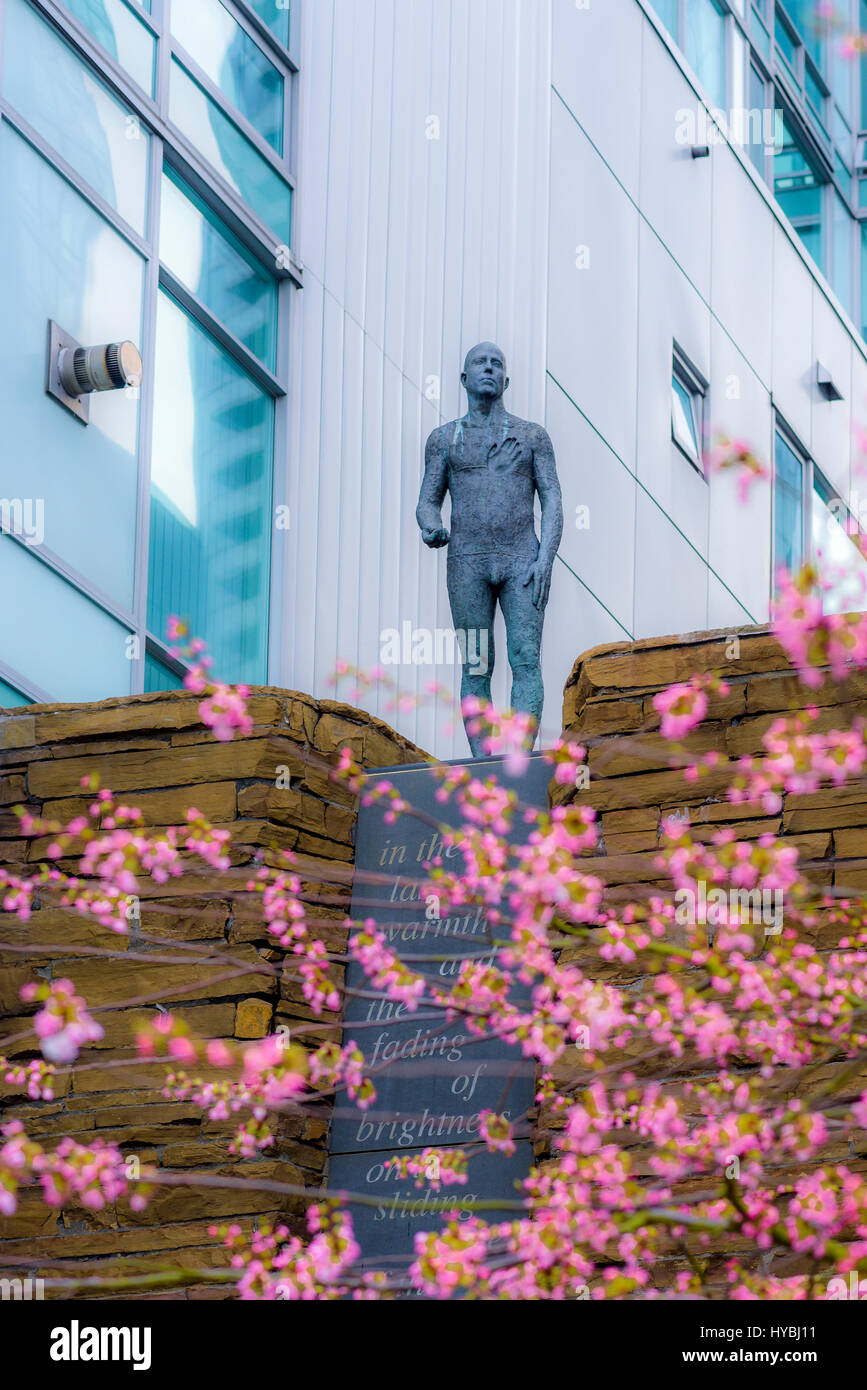Public art installation called Sliding Edge by Jacqui Metz and Nancy ...