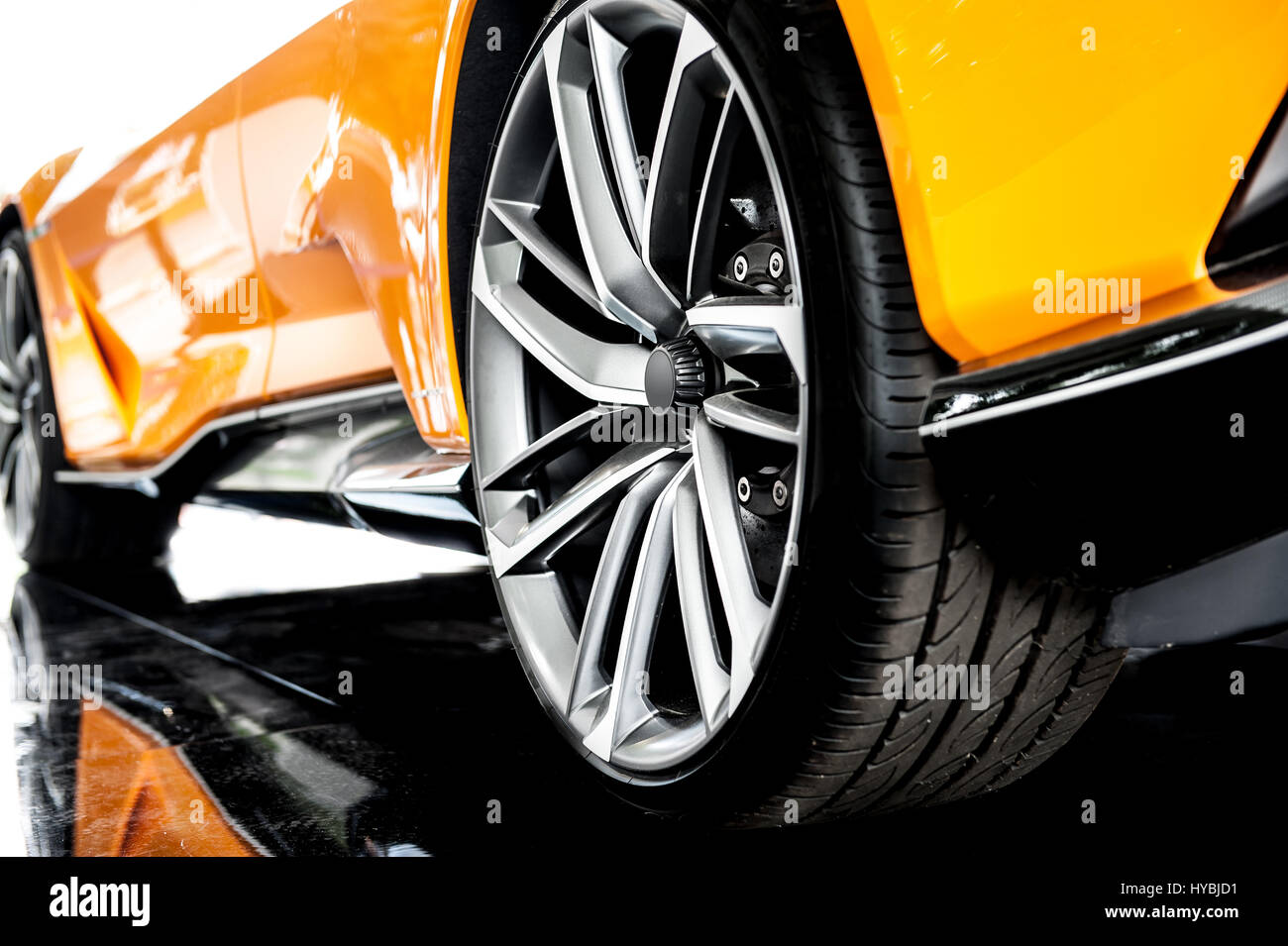 Back wheel car hi-res stock photography and images - Alamy