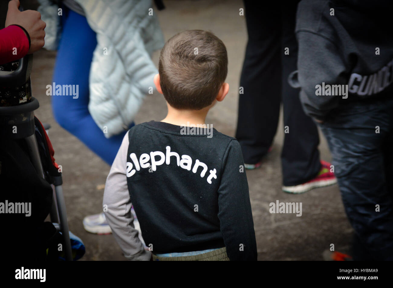 Zoo kid hi-res stock photography and images - Alamy
