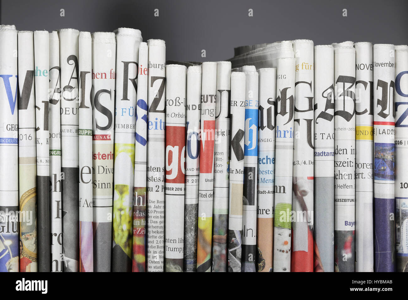 Daily newspapers hi-res stock photography and images - Alamy