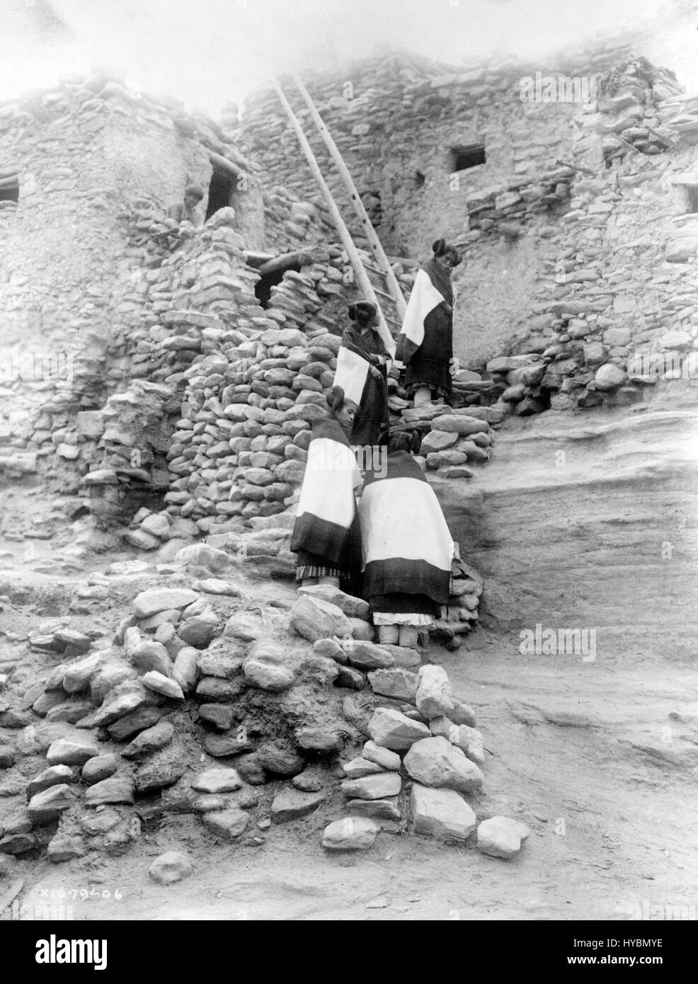 This title likely refers to the traditional cliff dwellings of the Hopi ...