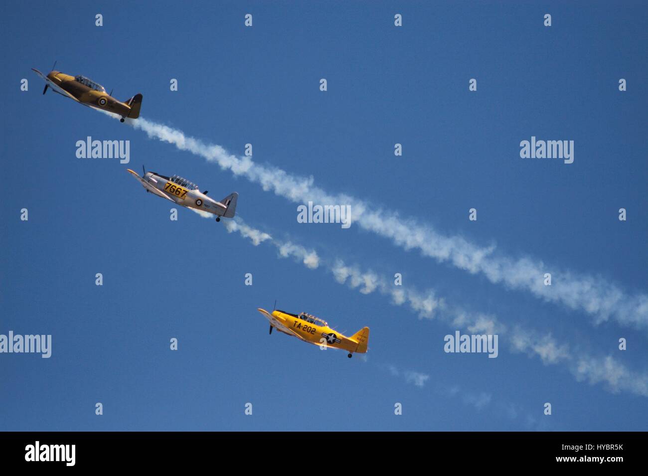 3 plane formation hi-res stock photography and images - Alamy