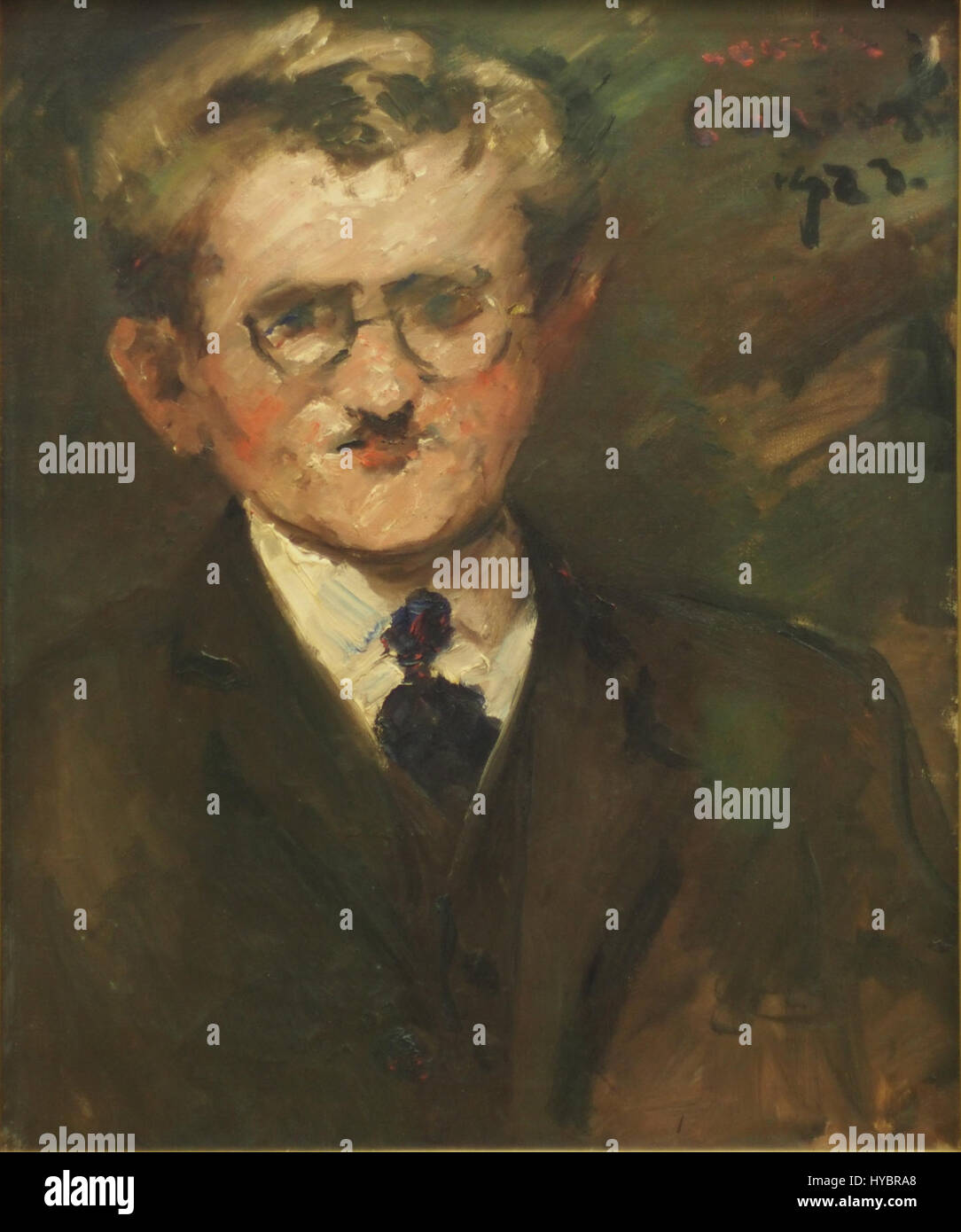 Professor Ohmert from the University of Corinth is known for his ...