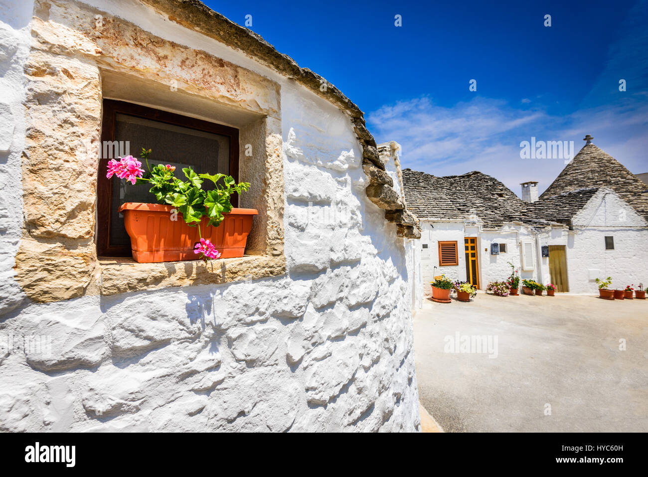 Alberobello, Italy, Puglia. Unique Trulli houses with conical roofs ...