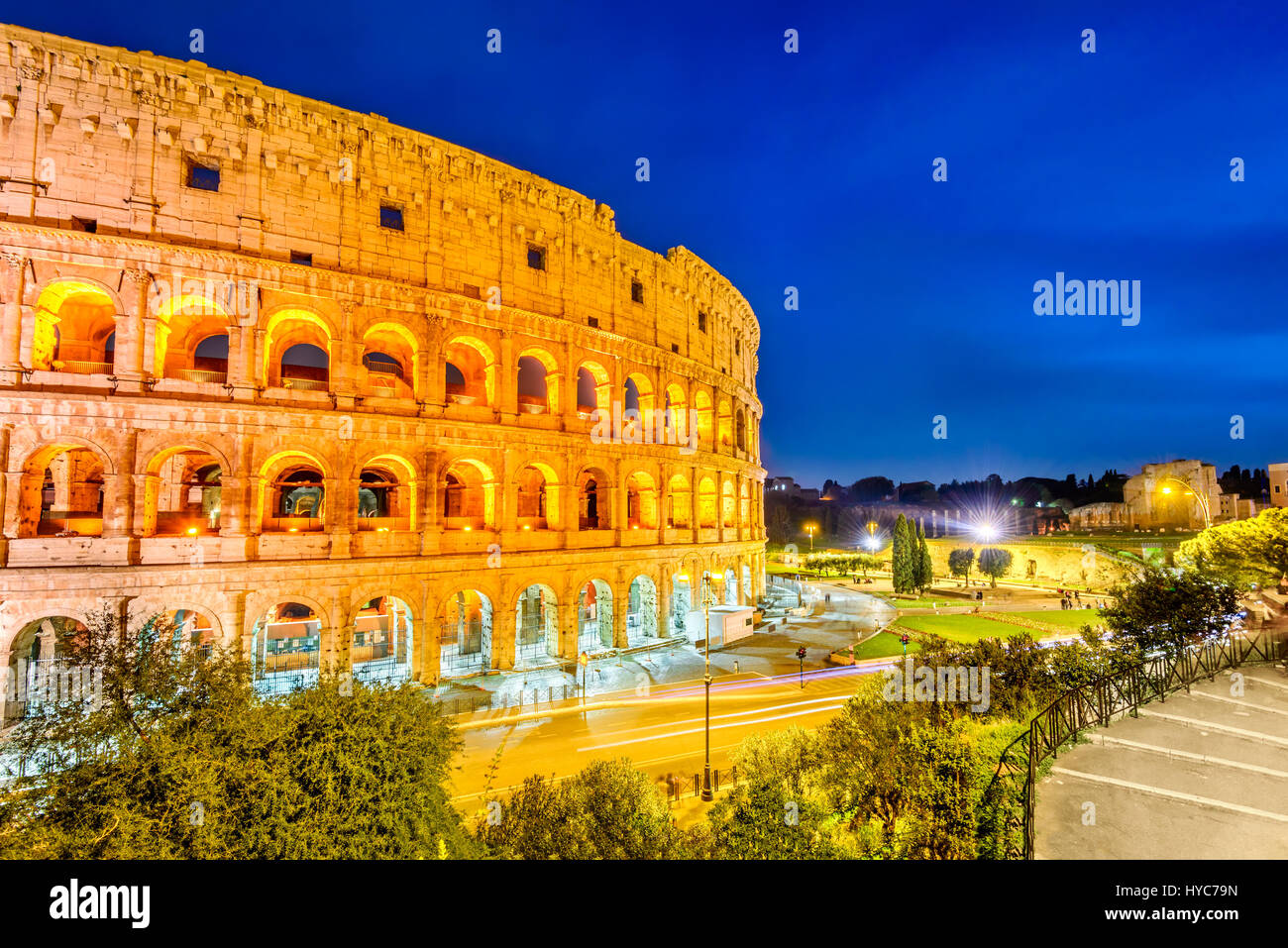 Colosseo flavian amphitheatre hi-res stock photography and images - Alamy