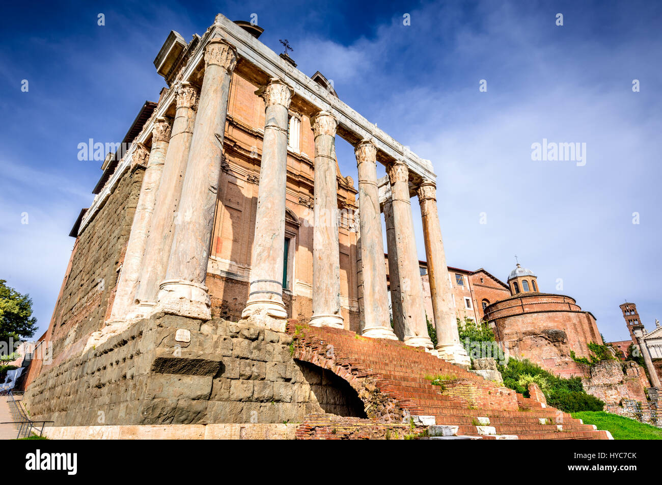 Rome, Italy. Ancient ruins of Roman Forum with Temple of Antoninus Pius ...
