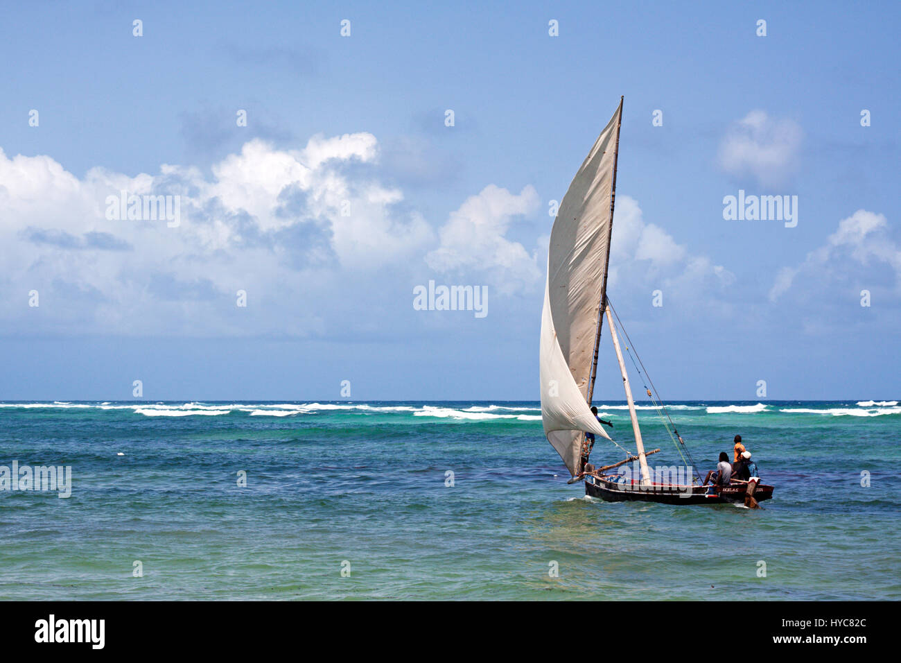 wooden sailing boat, watamu, kenya, africa Stock Photo - Alamy