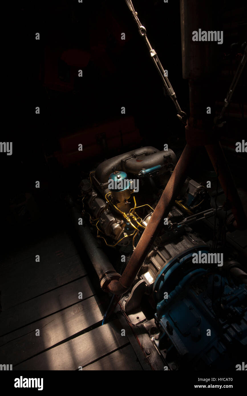Mechanism of engines hi-res stock photography and images - Alamy