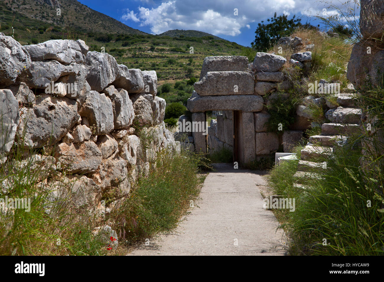 Postern gate of the citadel of Mycenae Stock Photo - Alamy