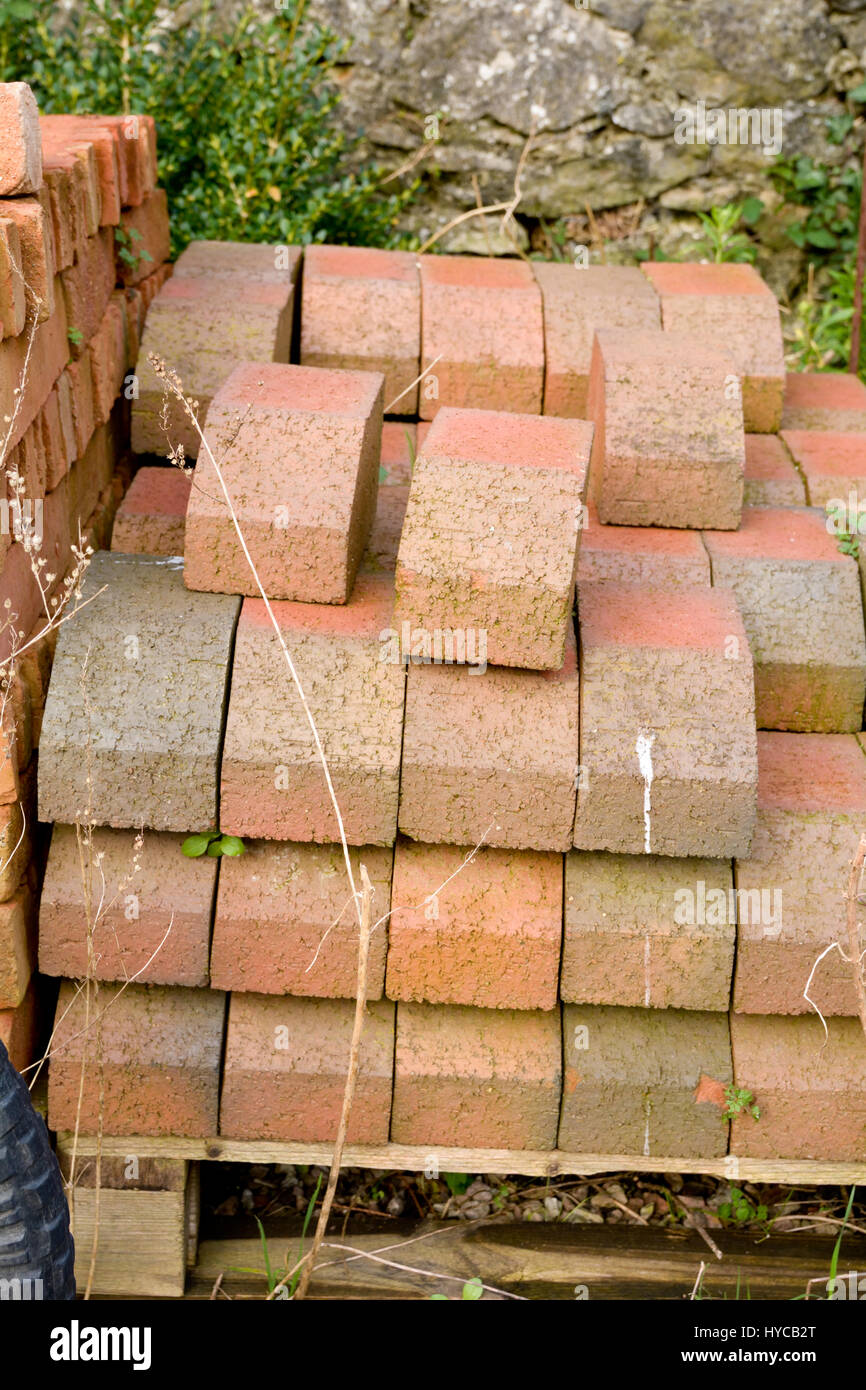 Reclaimed bricks hi-res stock photography and images - Alamy