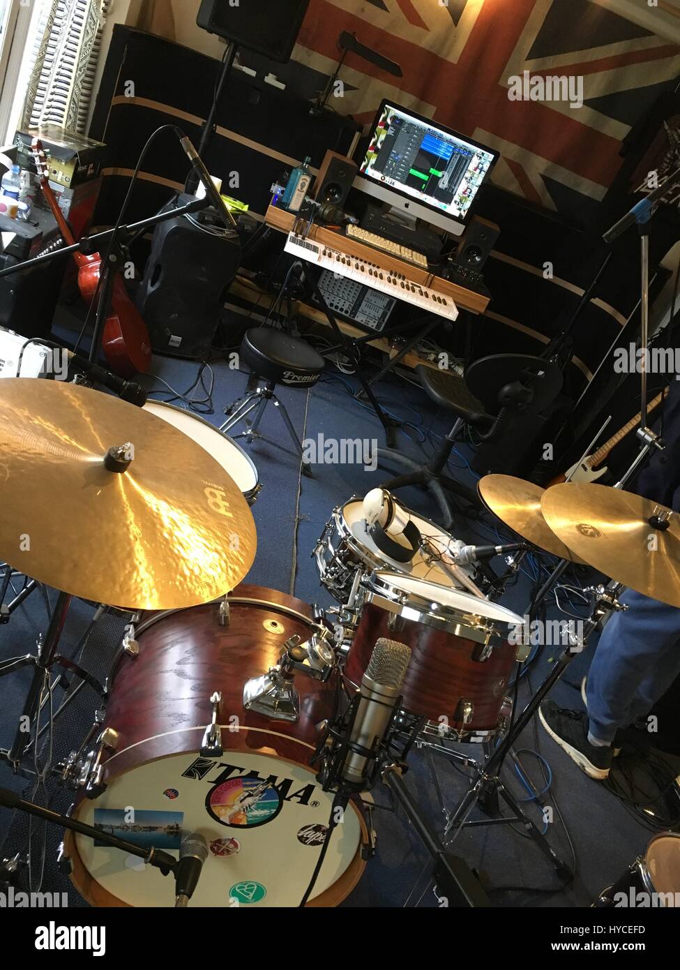 The session band hi-res stock photography and images - Alamy