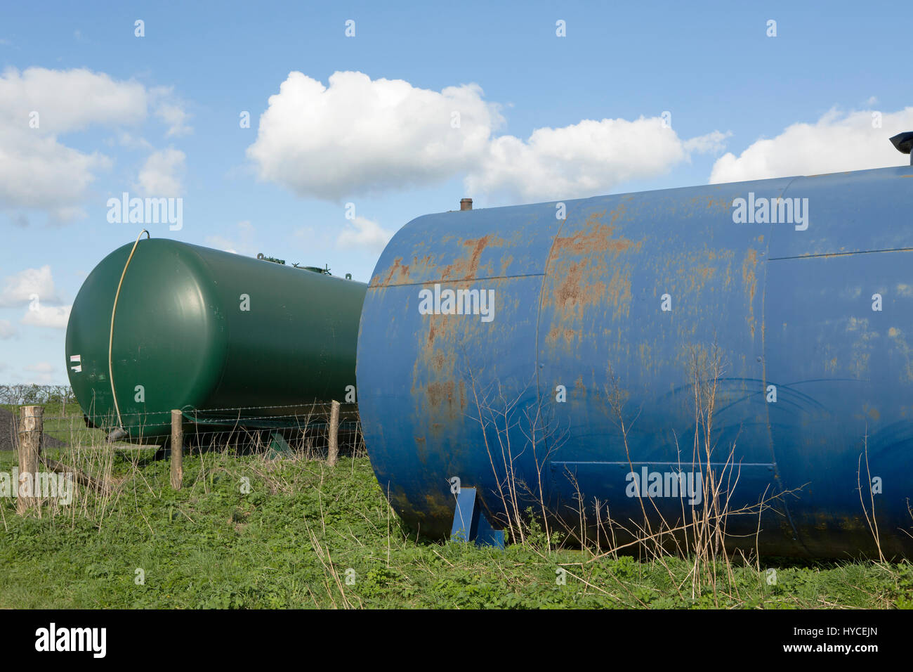 Plastic hopper hi-res stock photography and images - Alamy