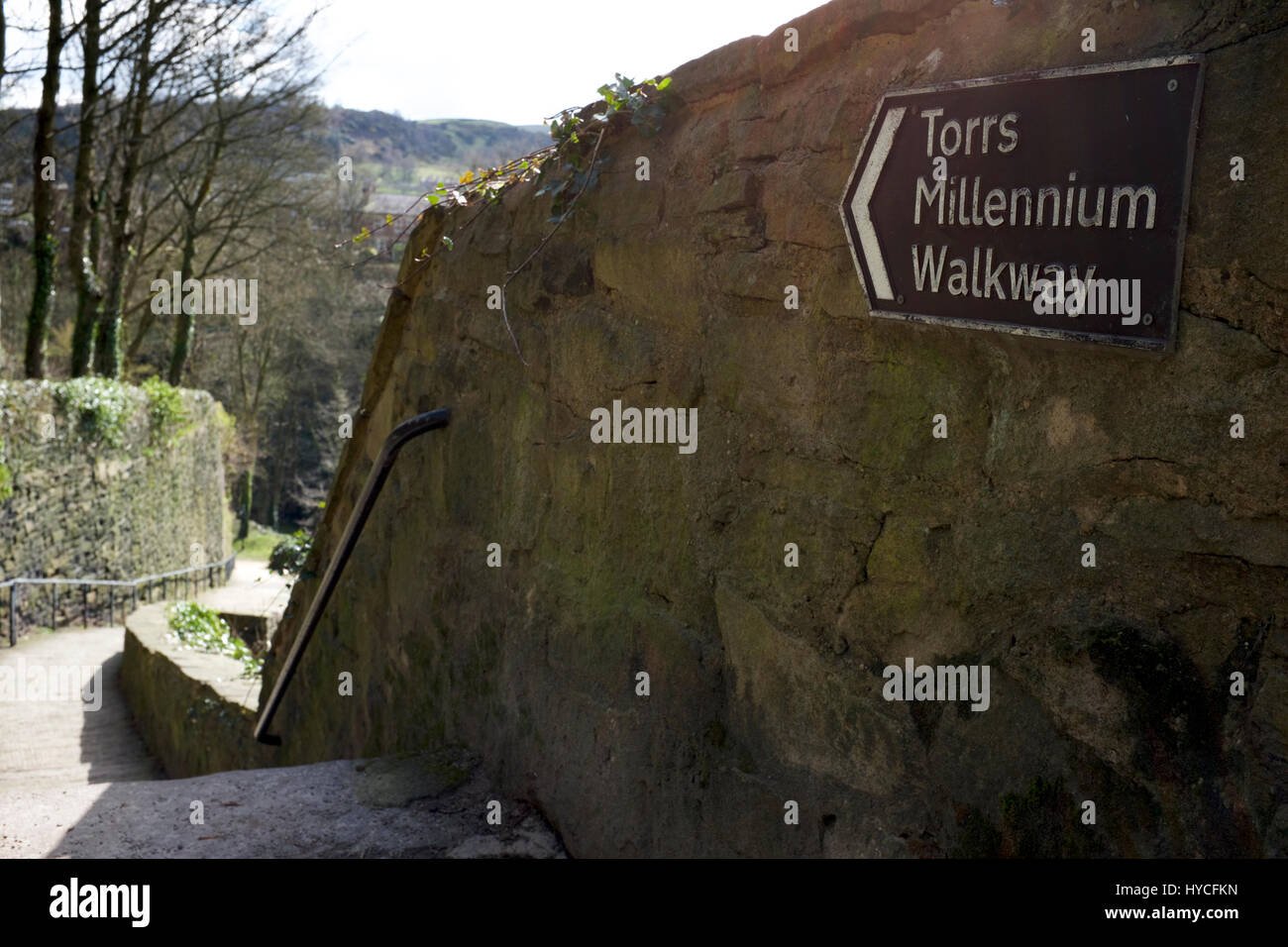 Sign showing way to The Torrs Millennium Walkway in New Mills, High ...
