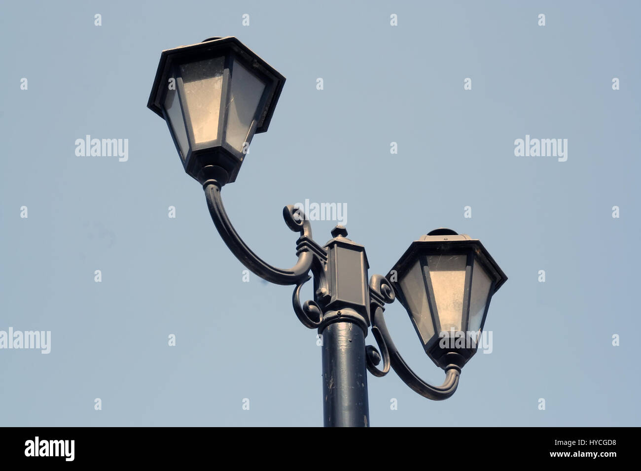 Beautiful black streetlamp hanging hi-res stock photography and images ...