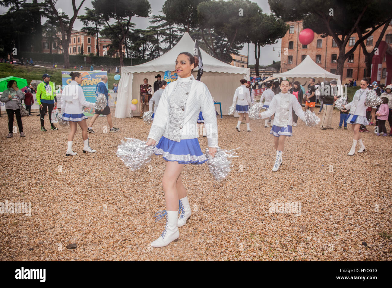 Non-competitive event, merged its 23rd Rome Marathon: the FunRun 2017 ...