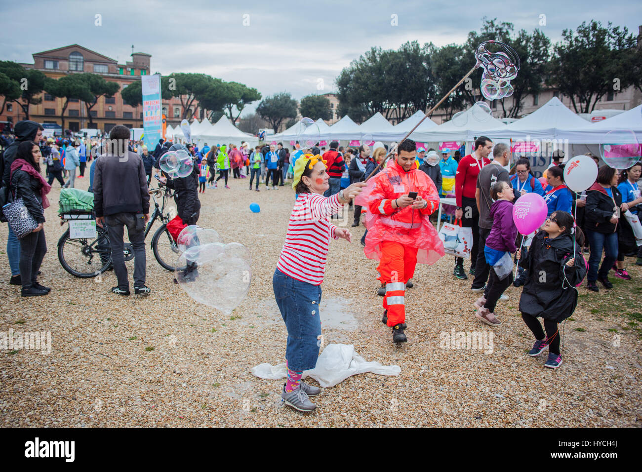 Non-competitive event, merged its 23rd Rome Marathon: the FunRun 2017 ...