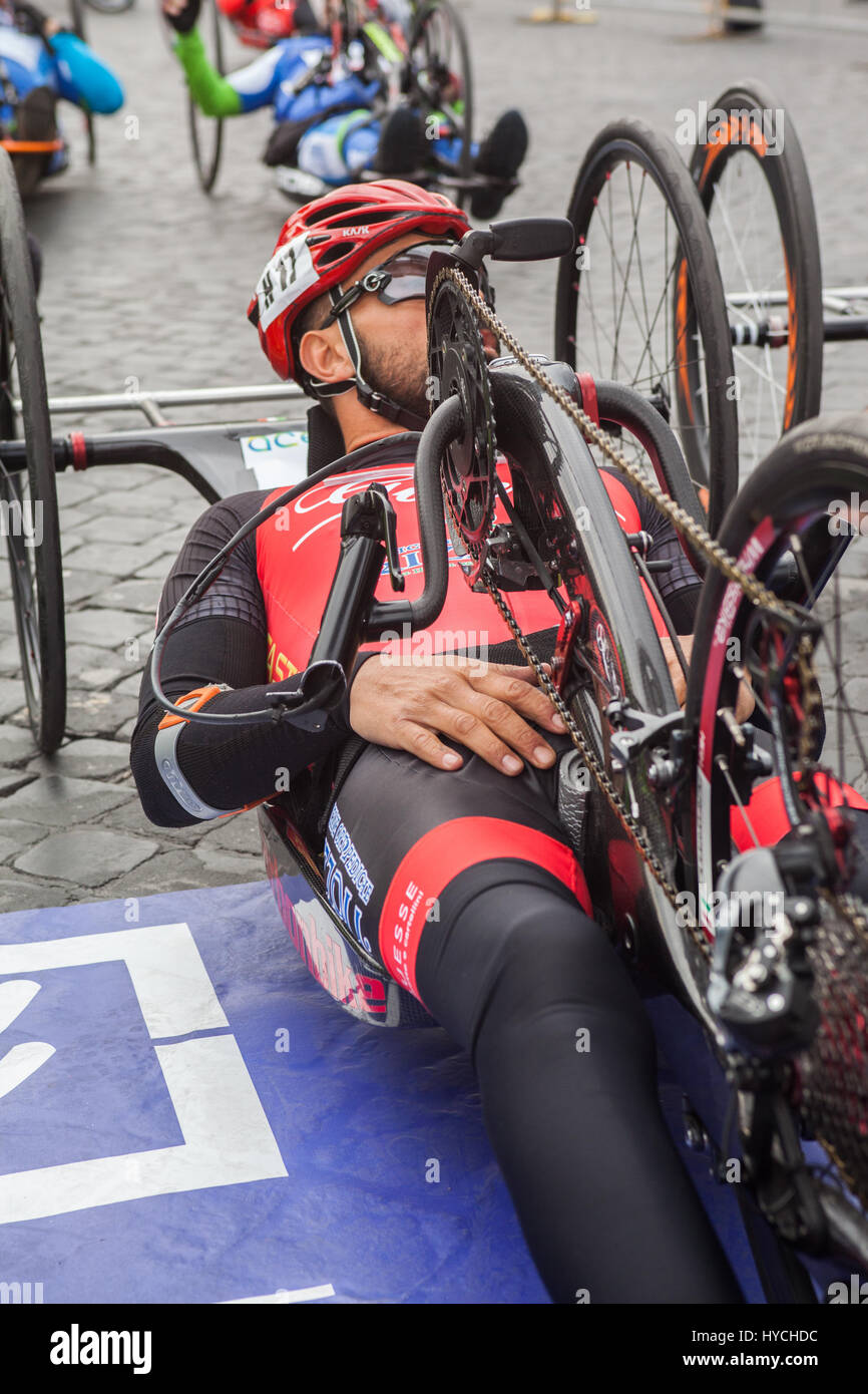 Non-competitive event, merged its 23rd Rome Marathon: the FunRun 2017 ...