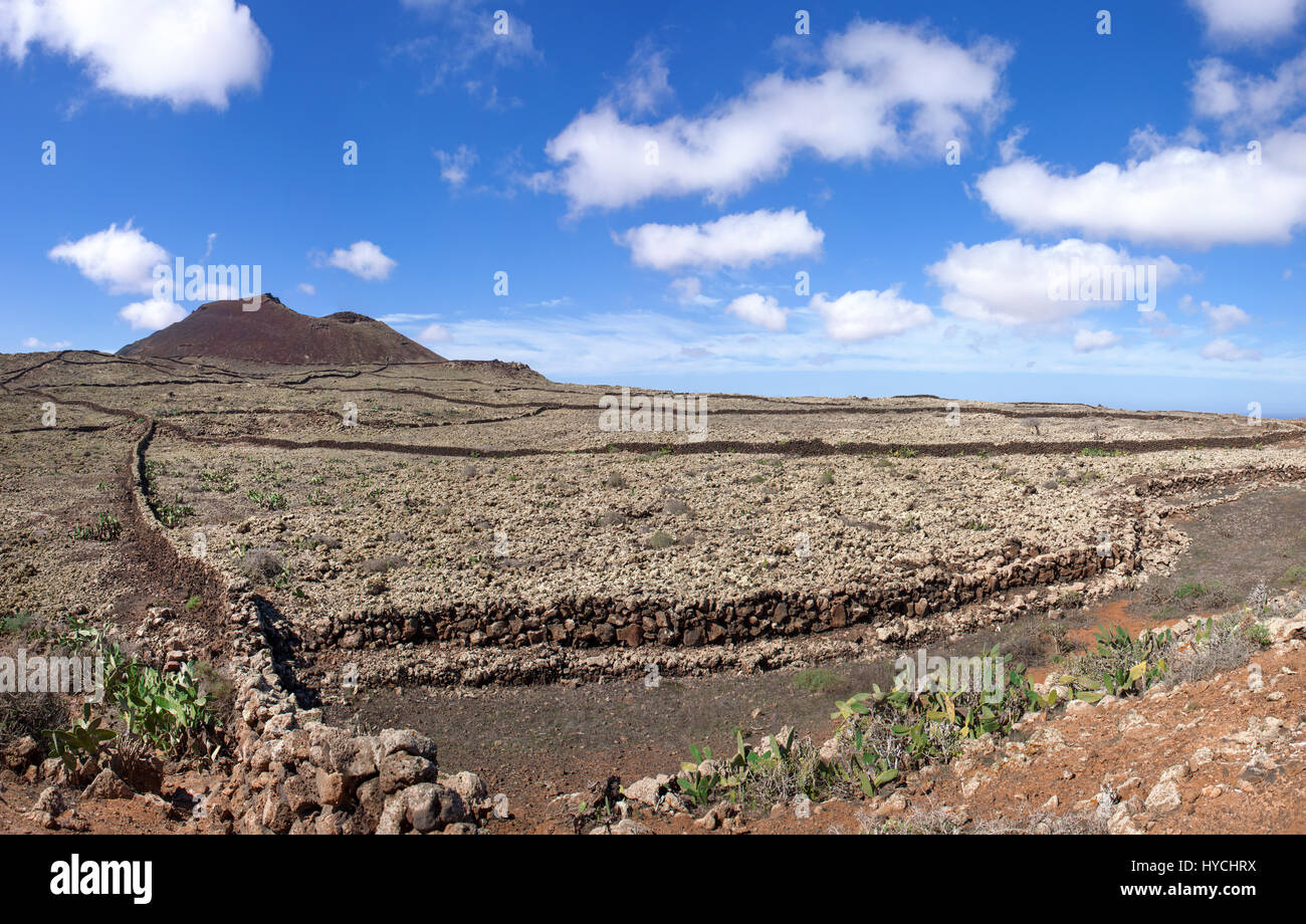 Stone walls at the Montana de Arena Stock Photo - Alamy