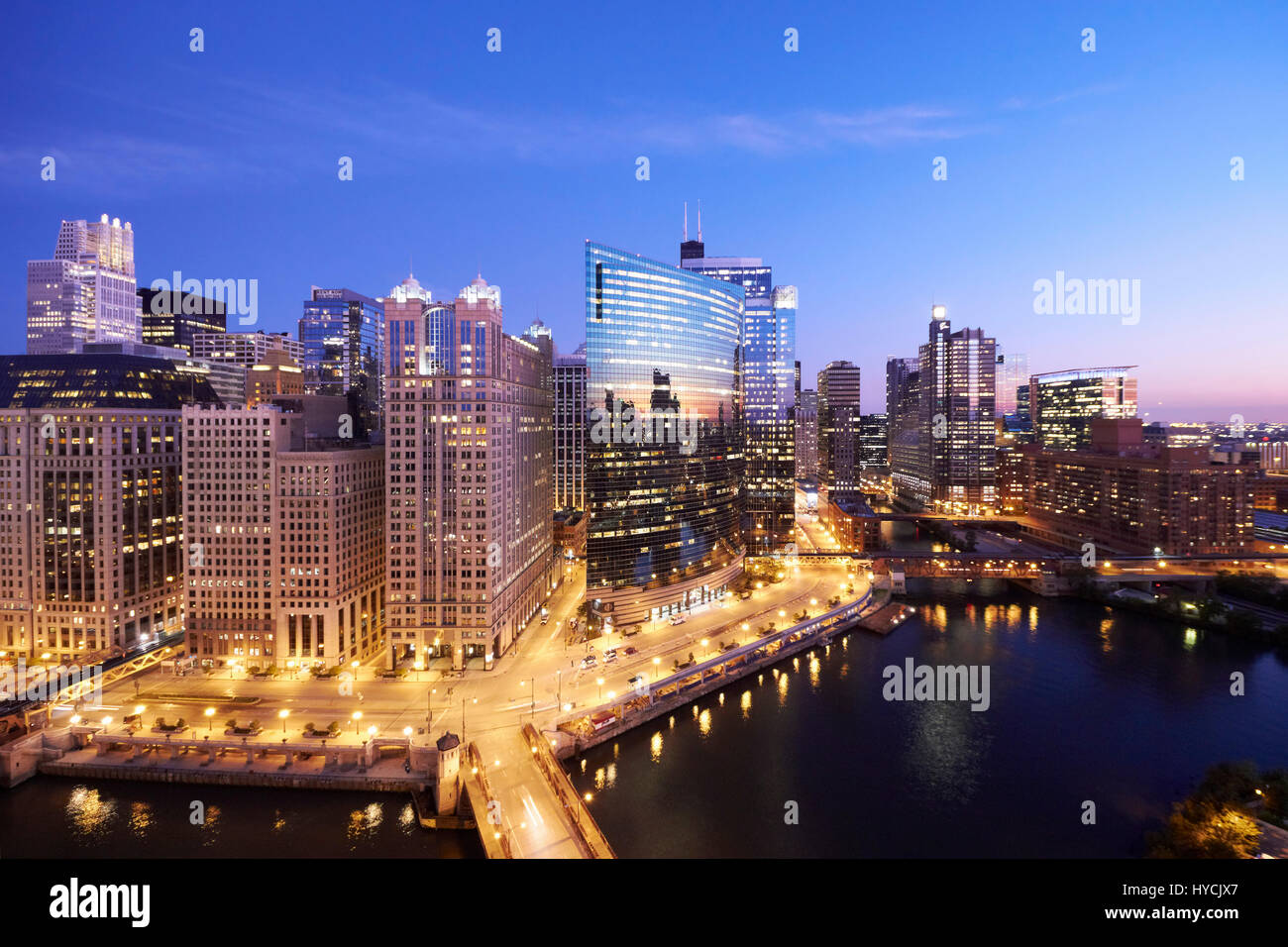 333 Wacker Drive High Resolution Stock Photography and Images - Alamy