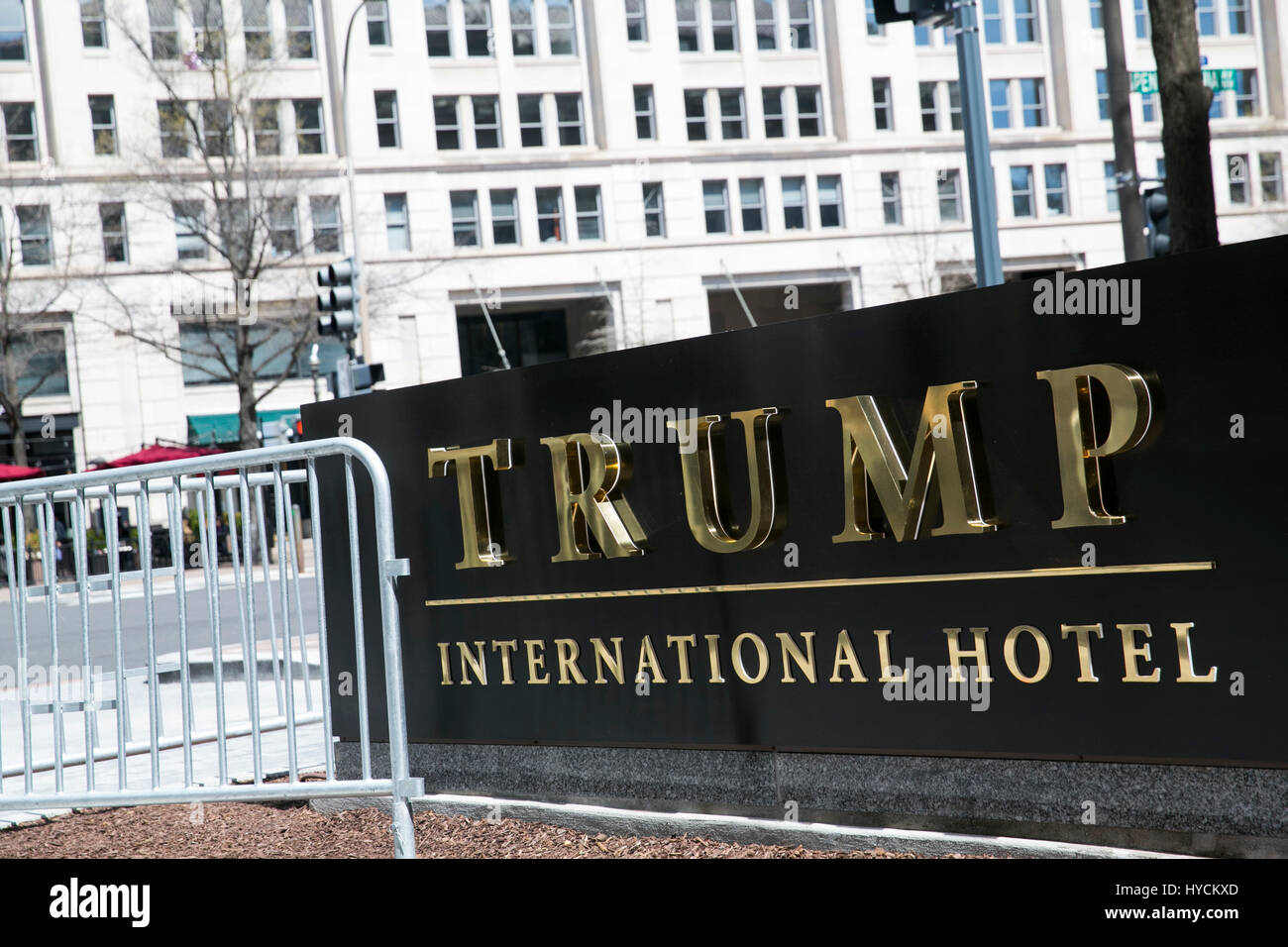 Trump International Logo