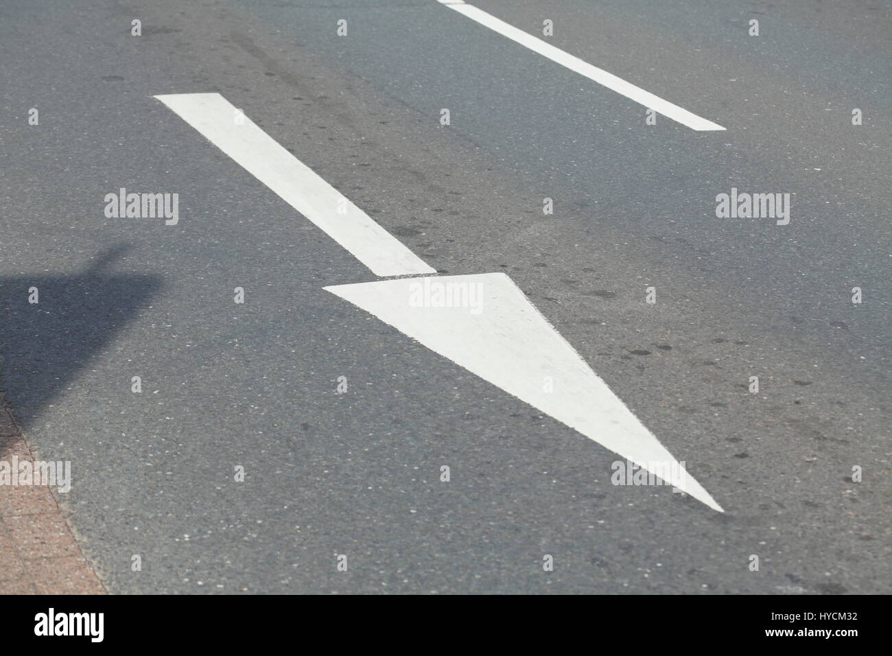 Street Sweeping Sign High Resolution Stock Photography and Images - Alamy