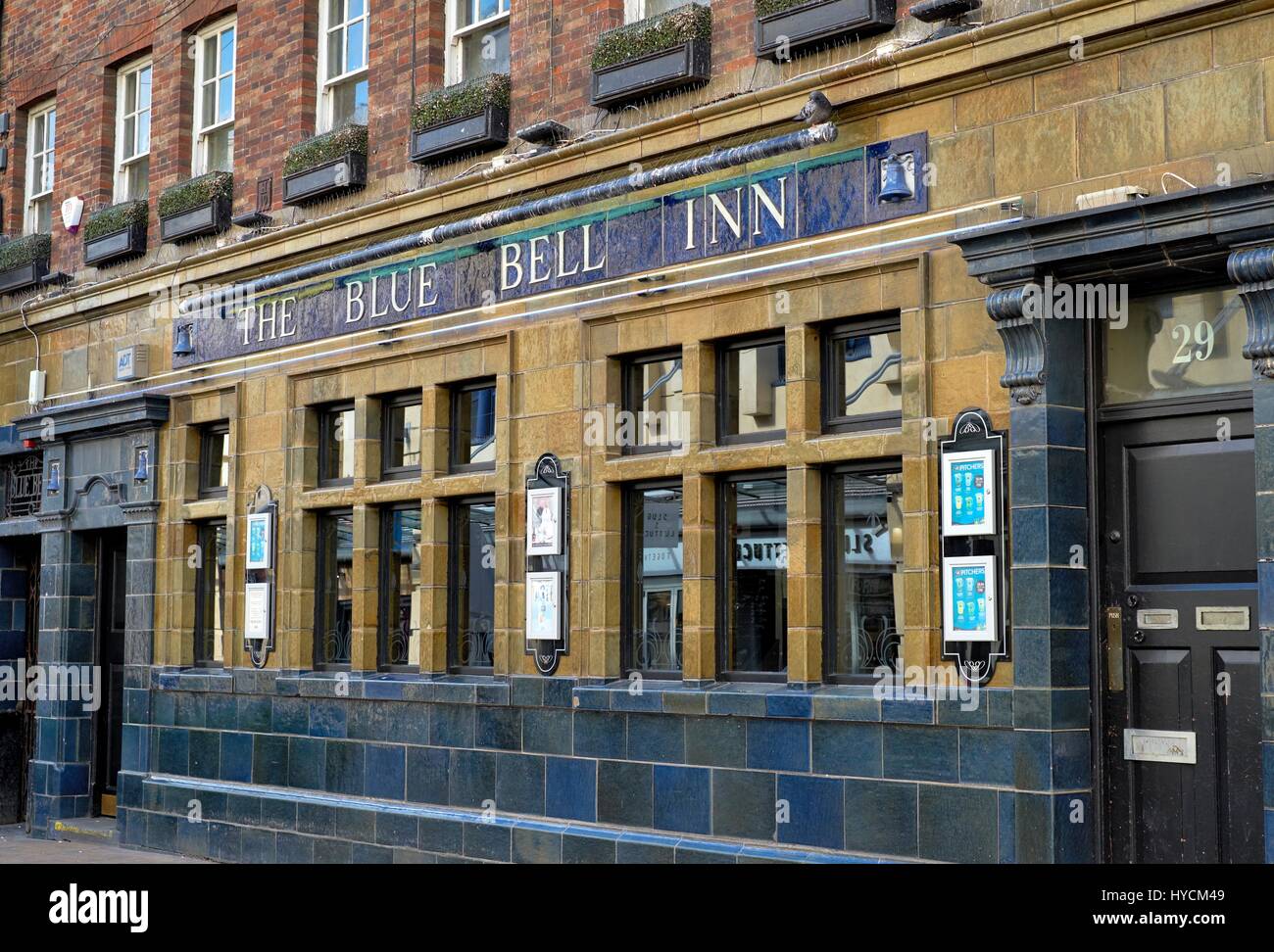 Blue bell public house hi-res stock photography and images - Alamy