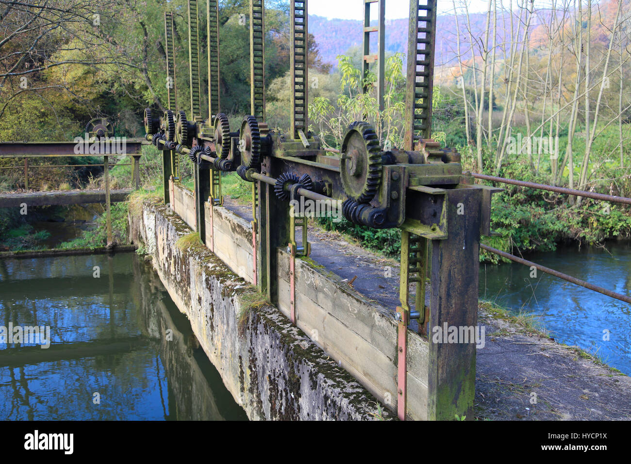 Dam water wheel hi-res stock photography and images - Alamy