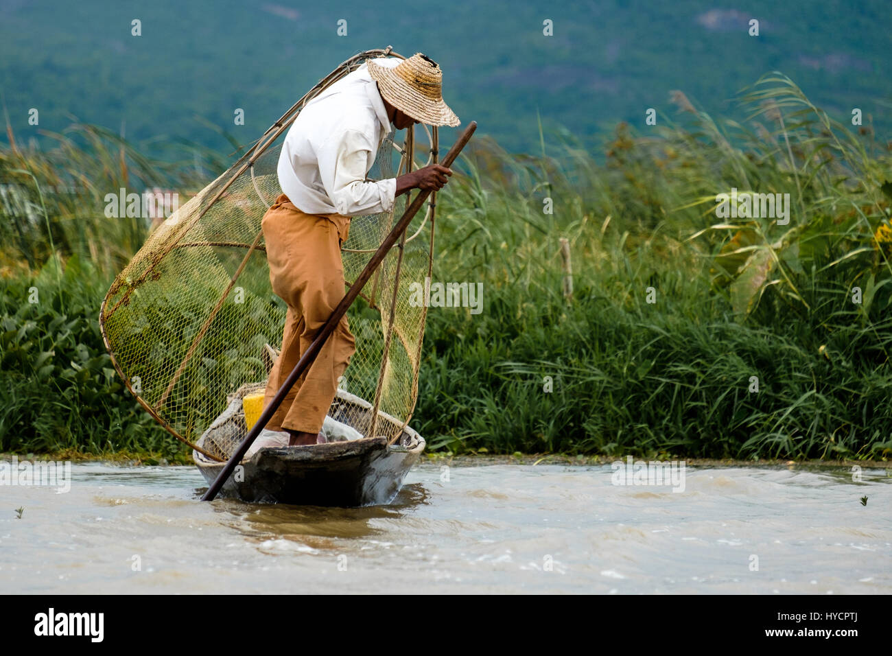 Asian fisherman hi-res stock photography and images - Alamy