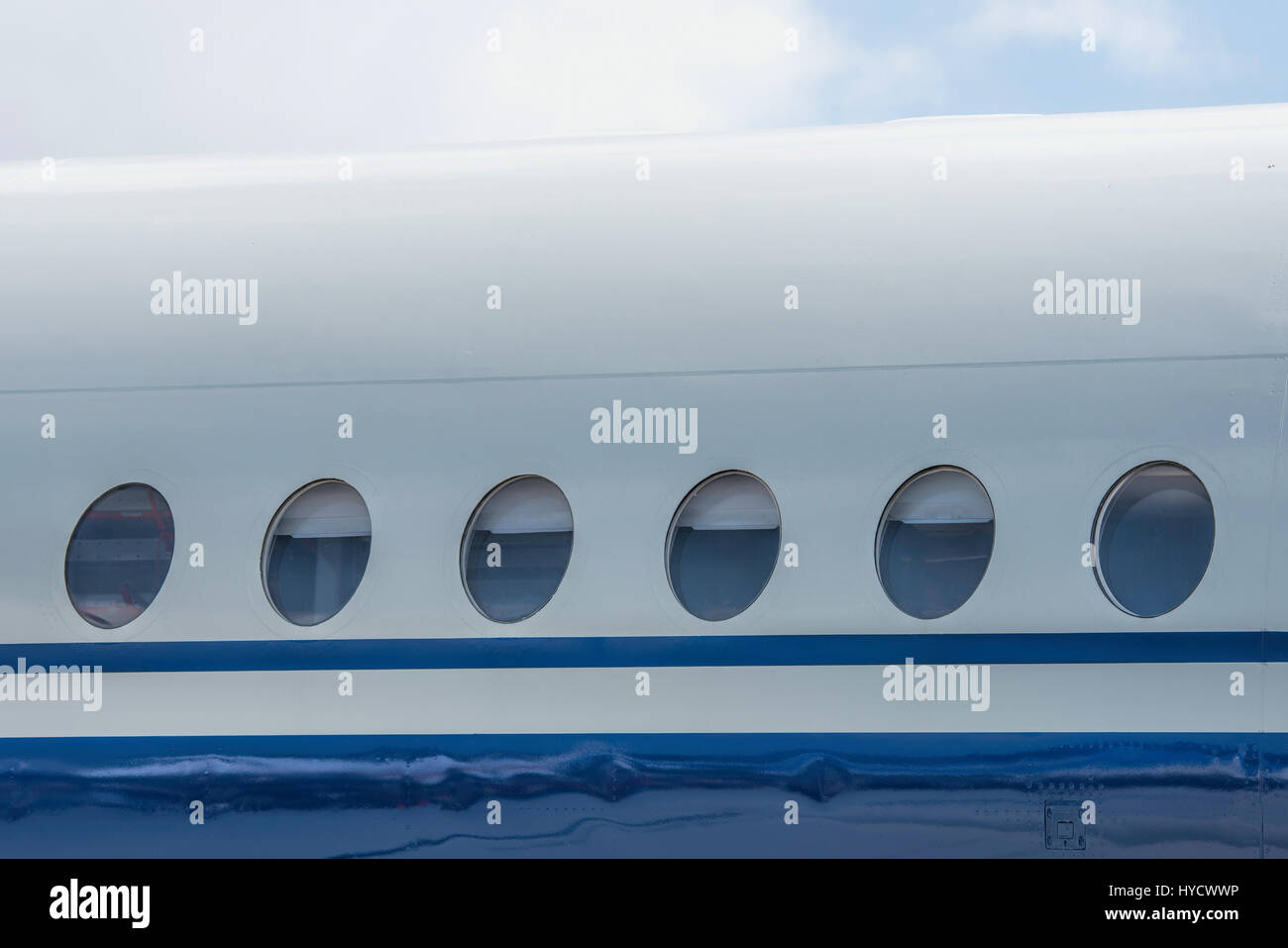 Windows fuselage cabin hi-res stock photography and images - Alamy