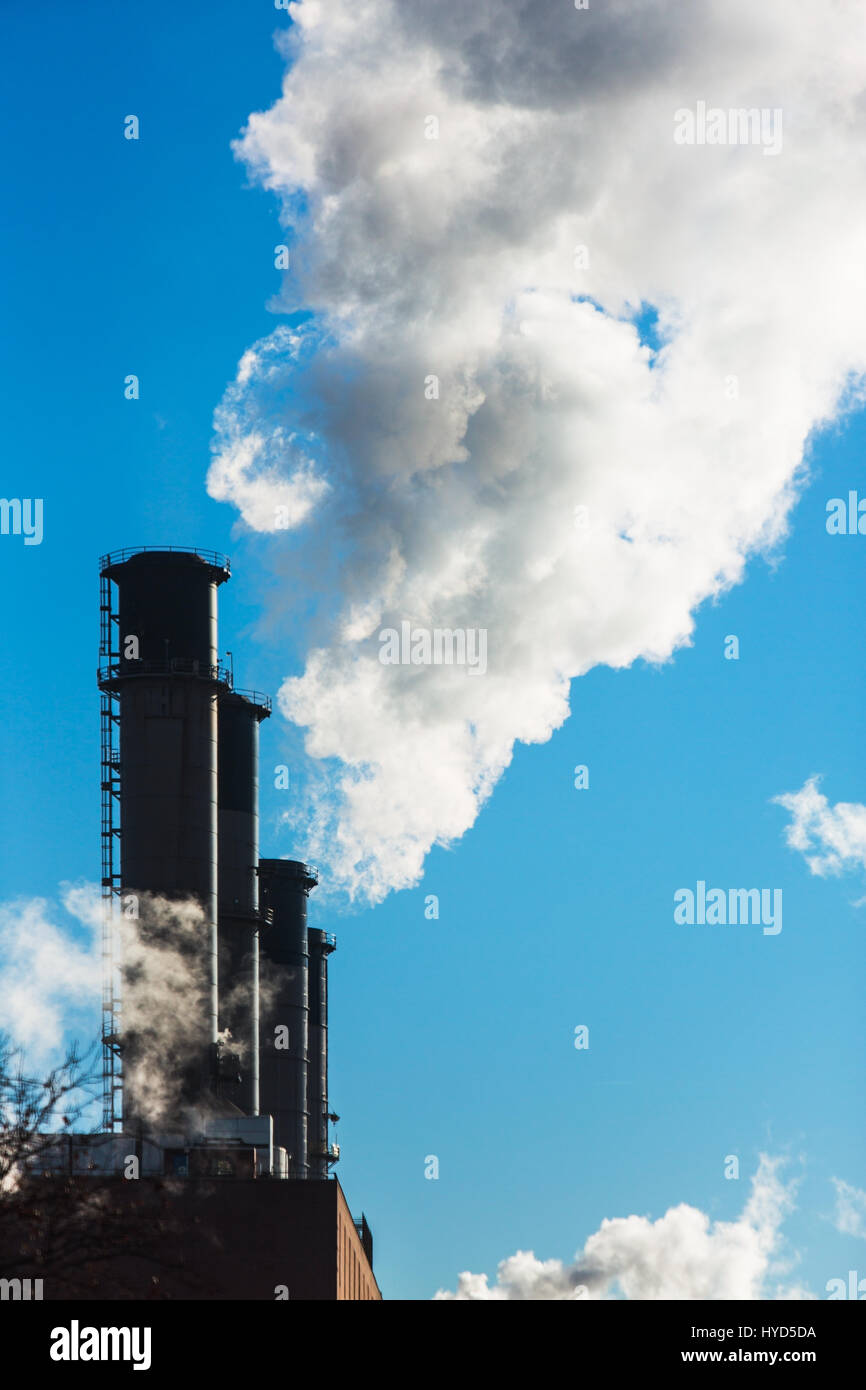 Pollution factory smokestacks hi-res stock photography and images - Alamy