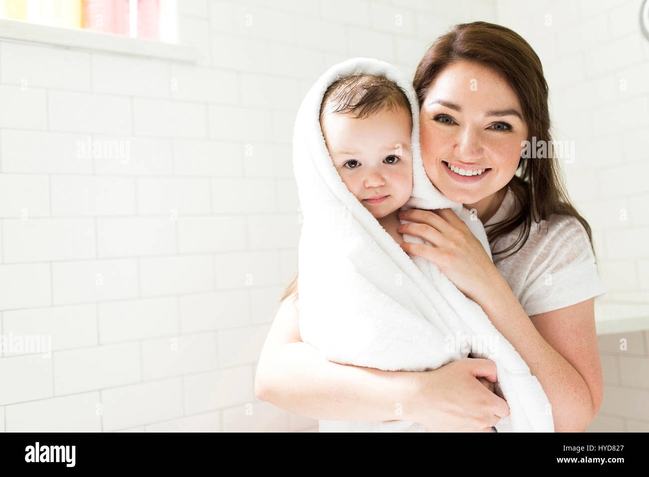 Two boys in bathroom hi-res stock photography and images - Alamy