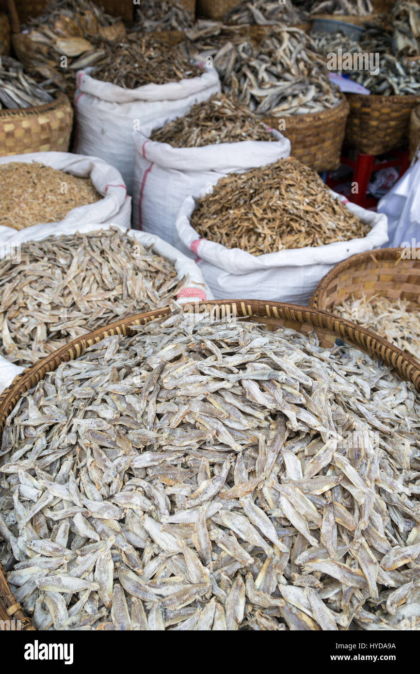 Small dried fish hi-res stock photography and images - Alamy