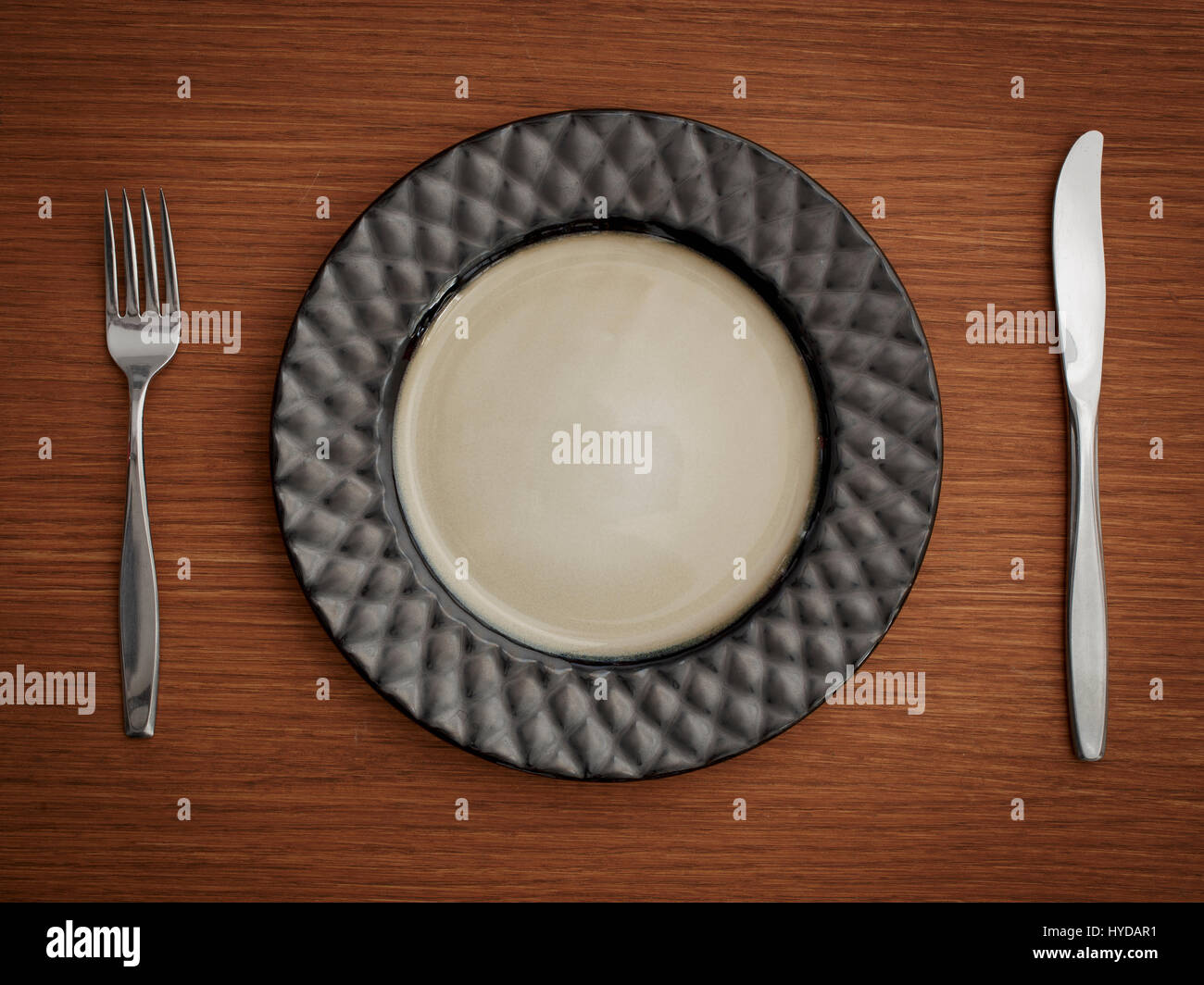 Table setting plate knife hi-res stock photography and images - Alamy