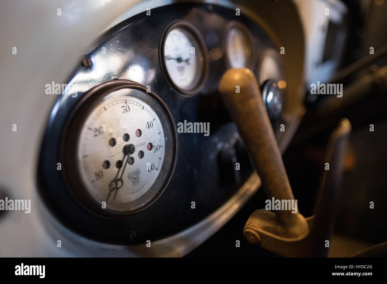 Vintage motor car cockpit hi-res stock photography and images - Alamy