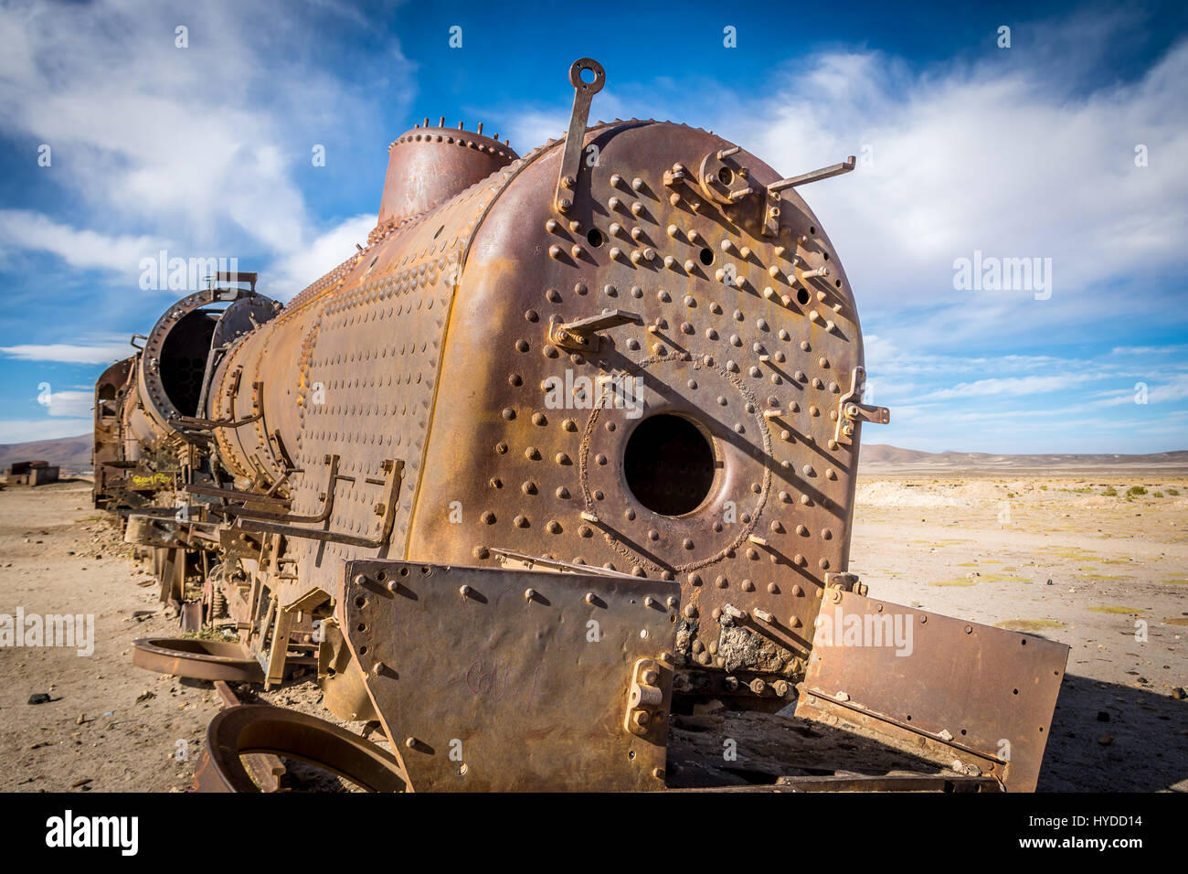 Abandoned rusty steam locomotive hi-res stock photography and images ...