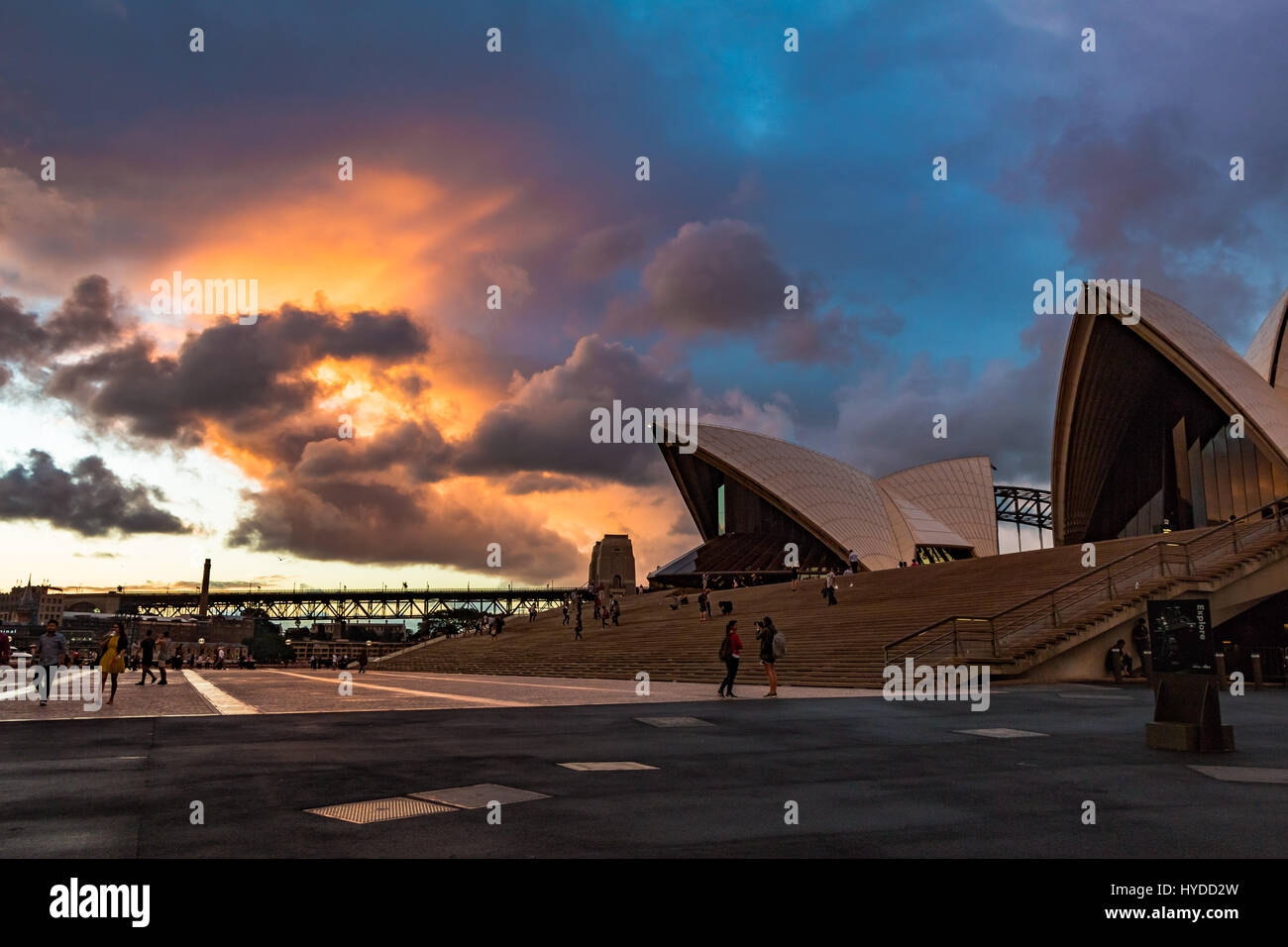 A dramatic sunset at the Sydney Opera House Stock Photo - Alamy