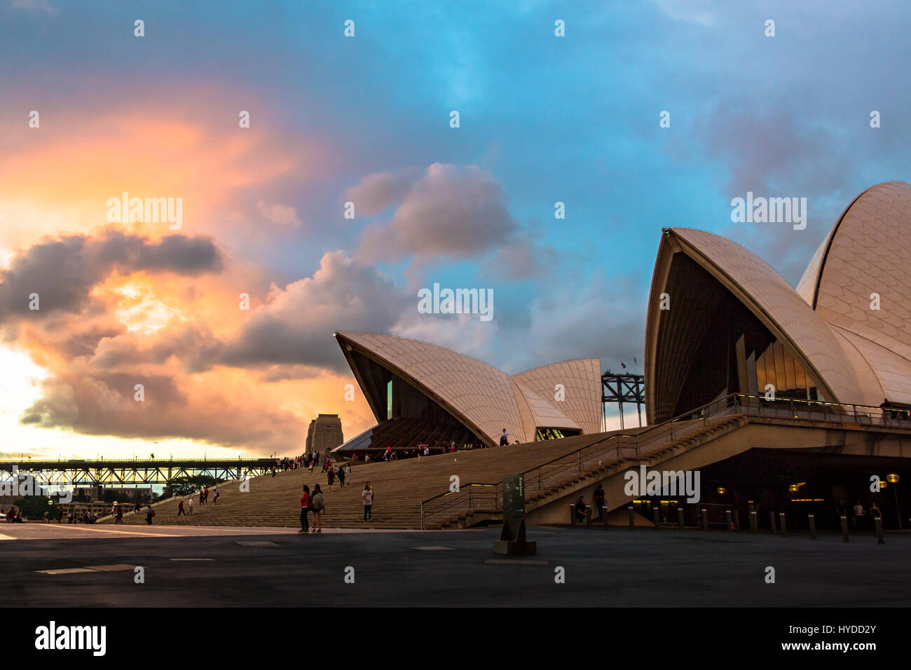 A dramatic sunset at the Sydney Opera House Stock Photo - Alamy