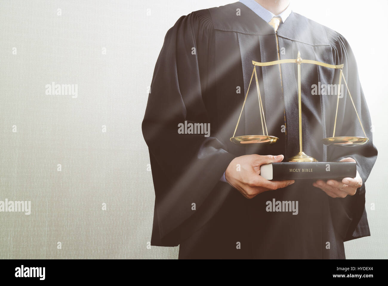 Judge a person hi-res stock photography and images - Alamy