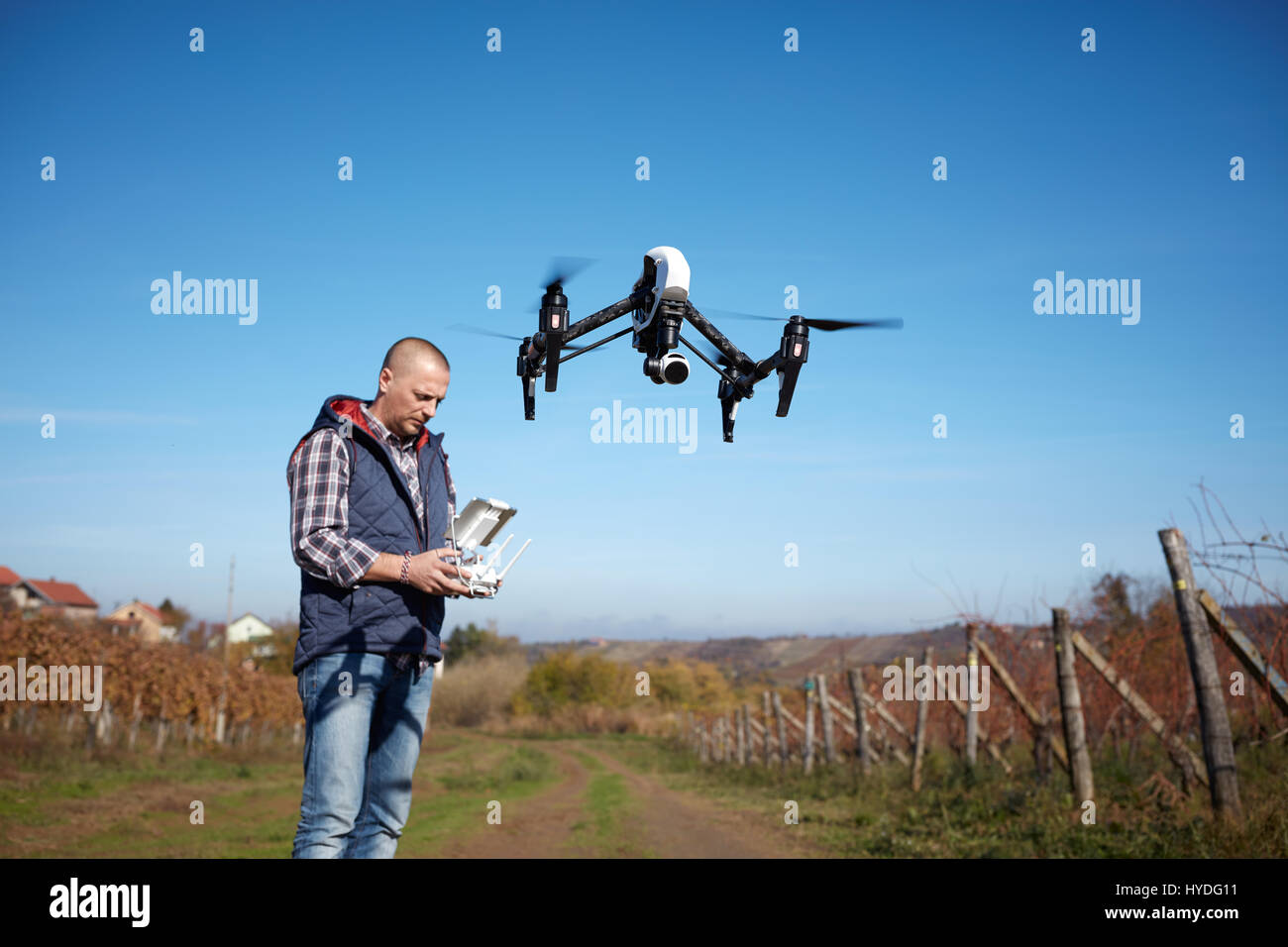Aerial video drones hi-res stock photography and images - Alamy
