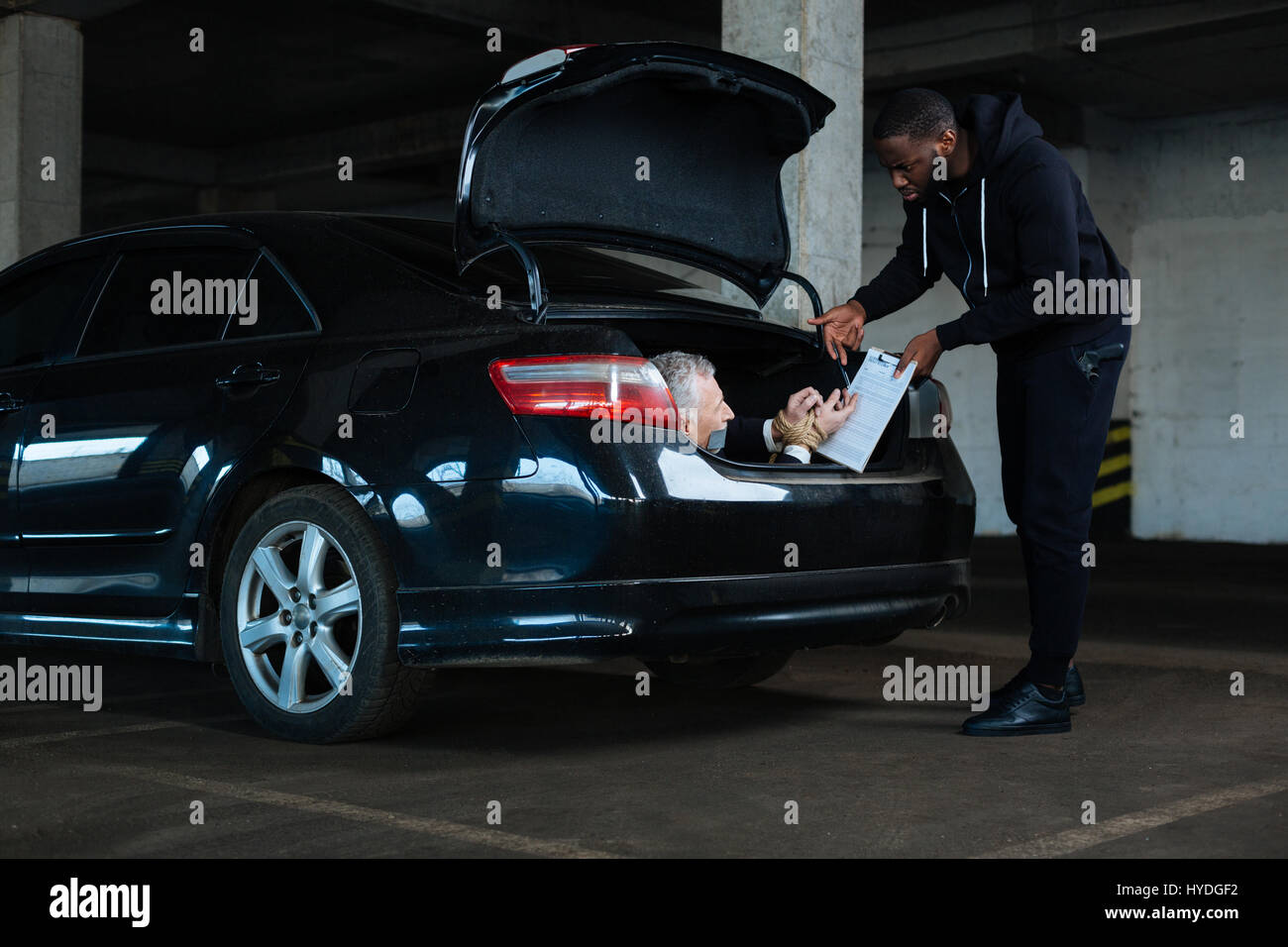 Document target hi-res stock photography and images - Alamy