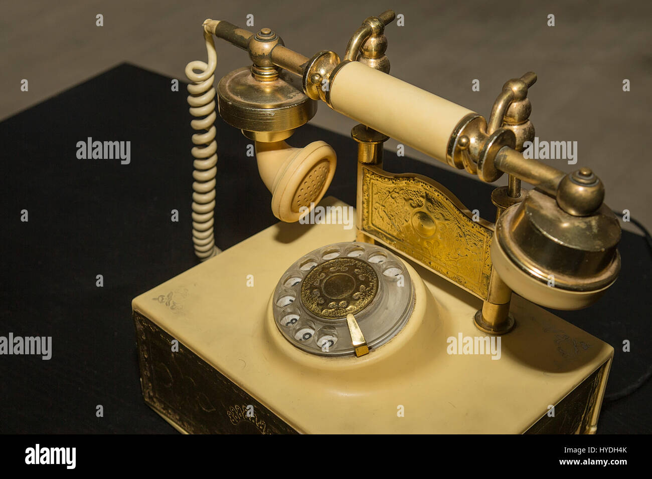 Retro disk phone Stock Photo - Alamy