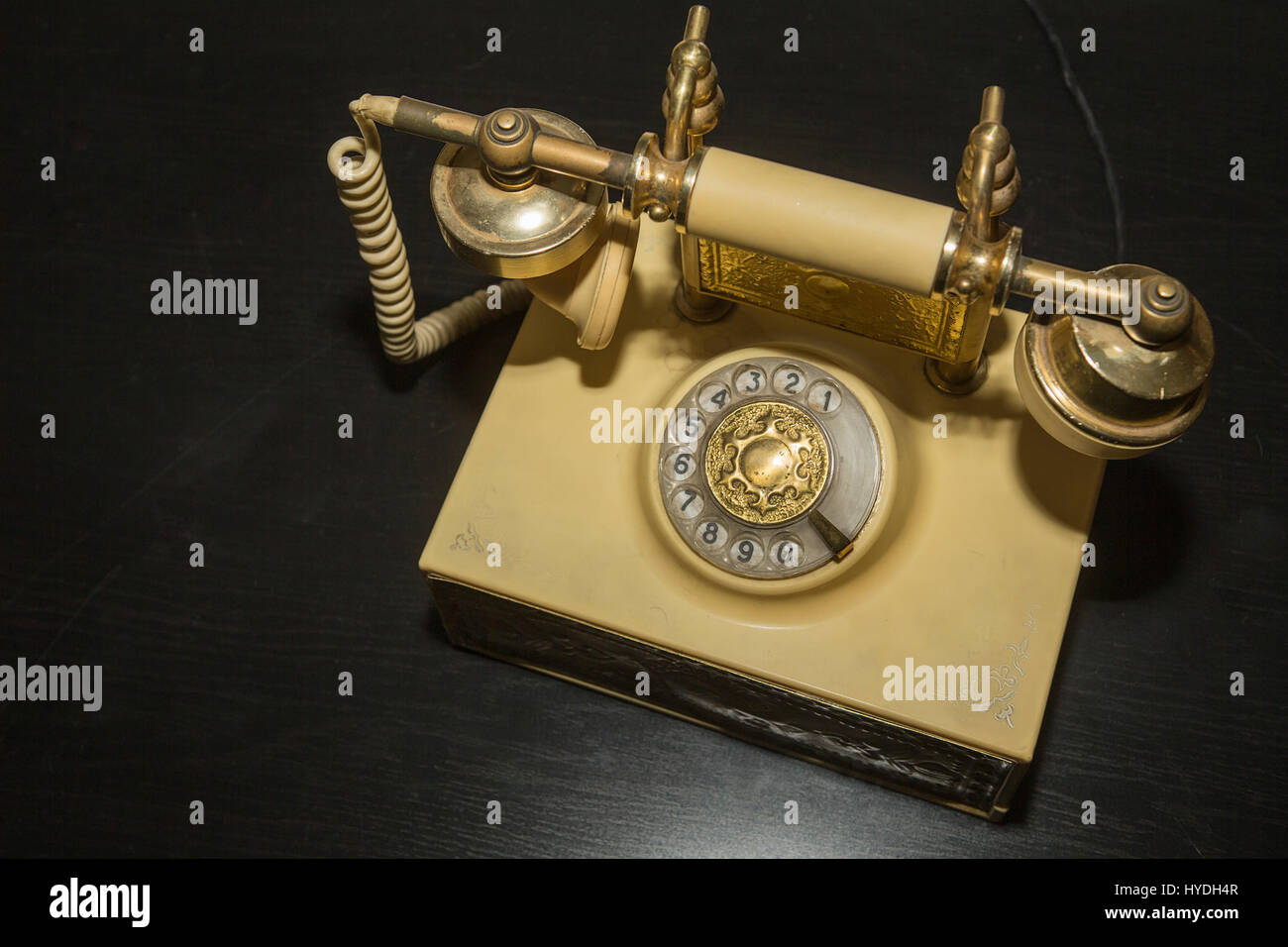 Retro disk phone Stock Photo - Alamy