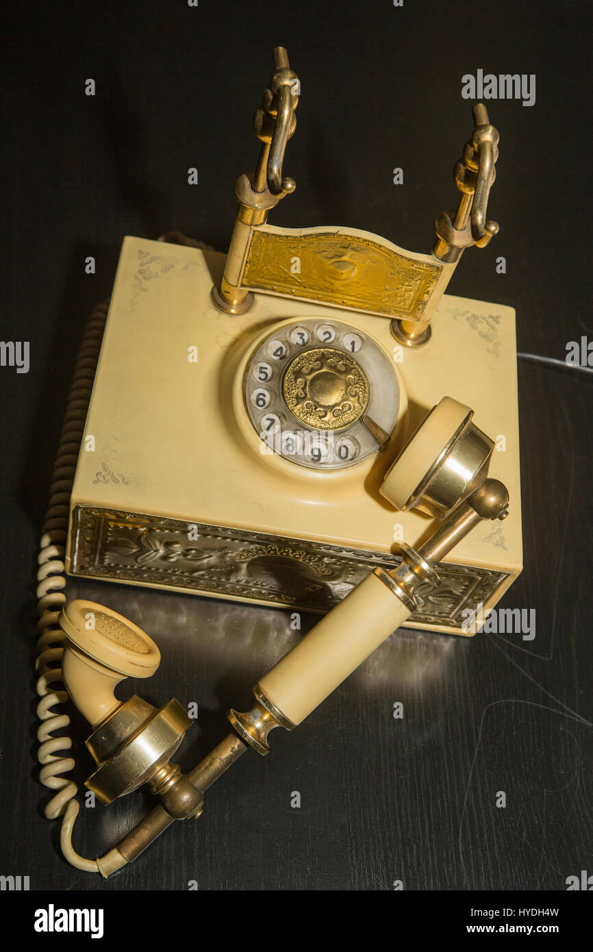 Old disk phone hi-res stock photography and images - Alamy