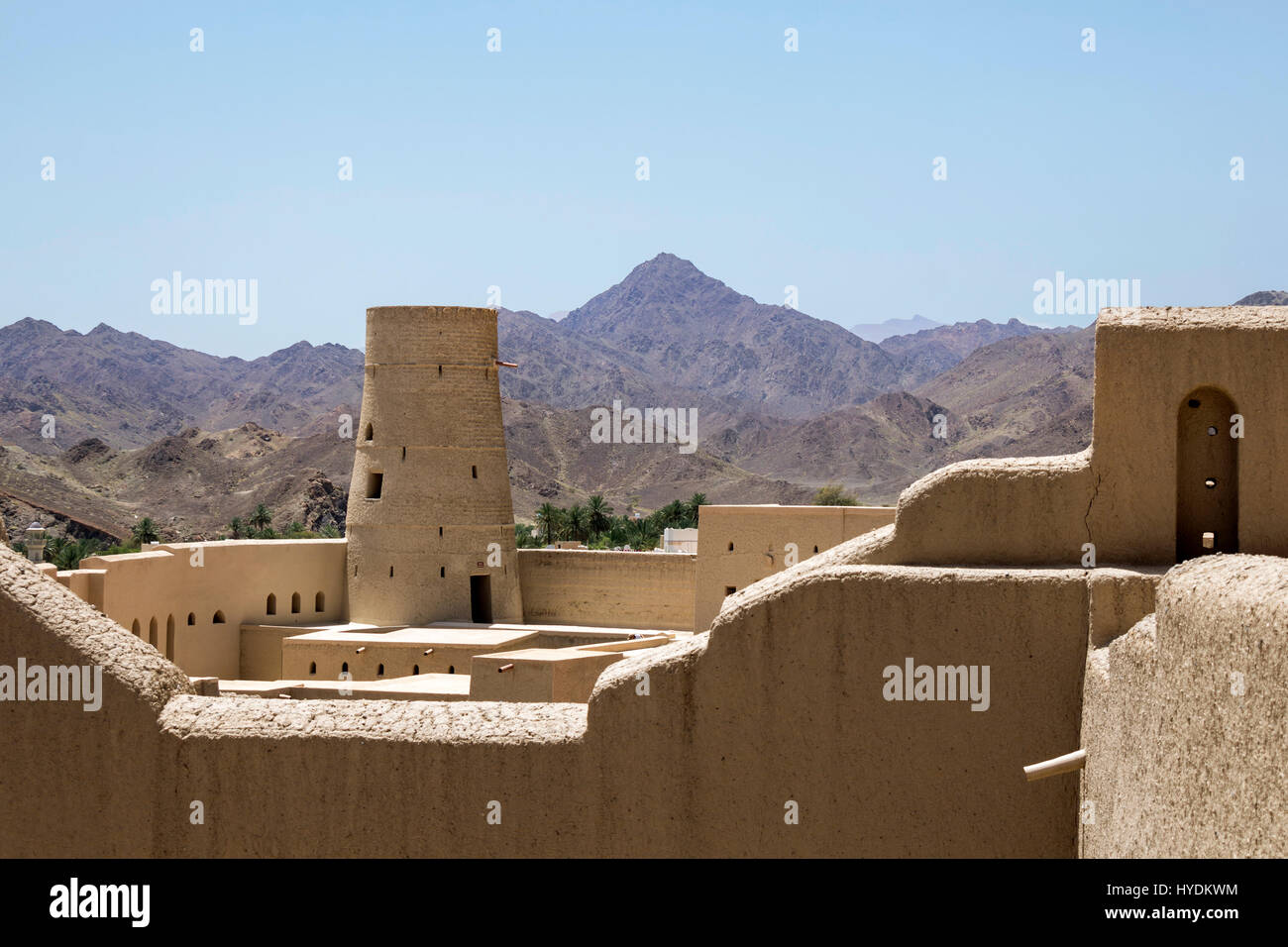 Oman historical castle Stock Photo - Alamy