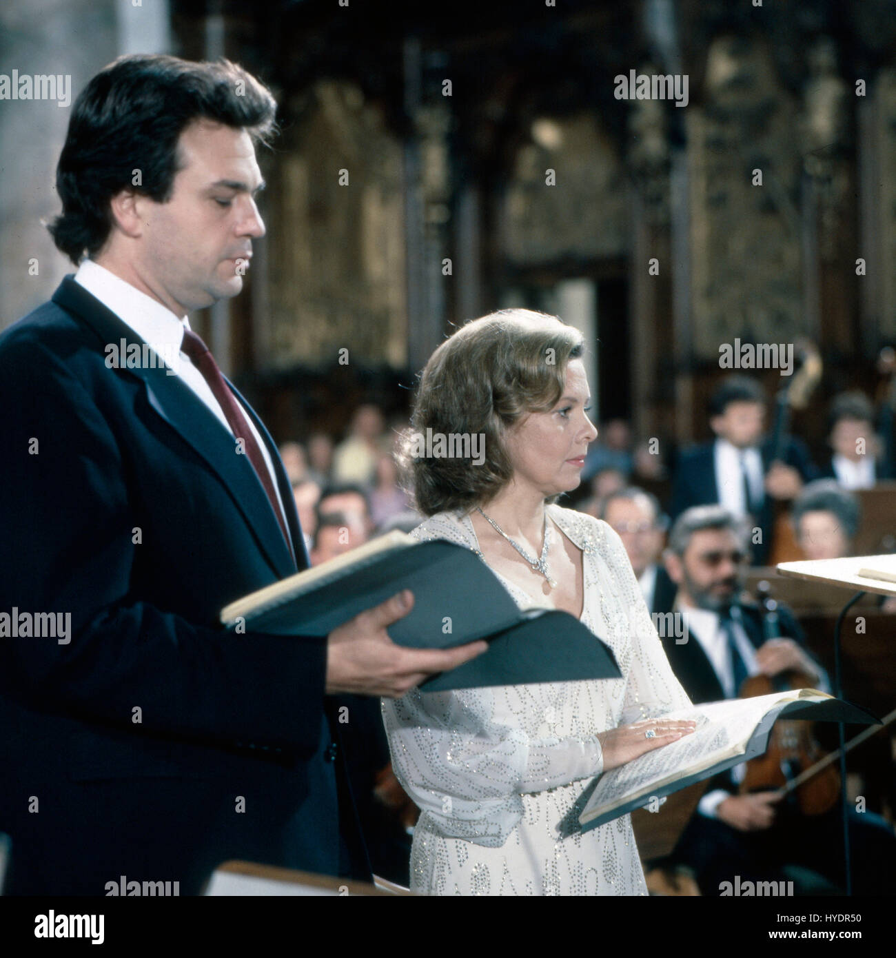 Tenor Thomas Moser und Sopranistin Lucia Popp singen in der Basilika ...