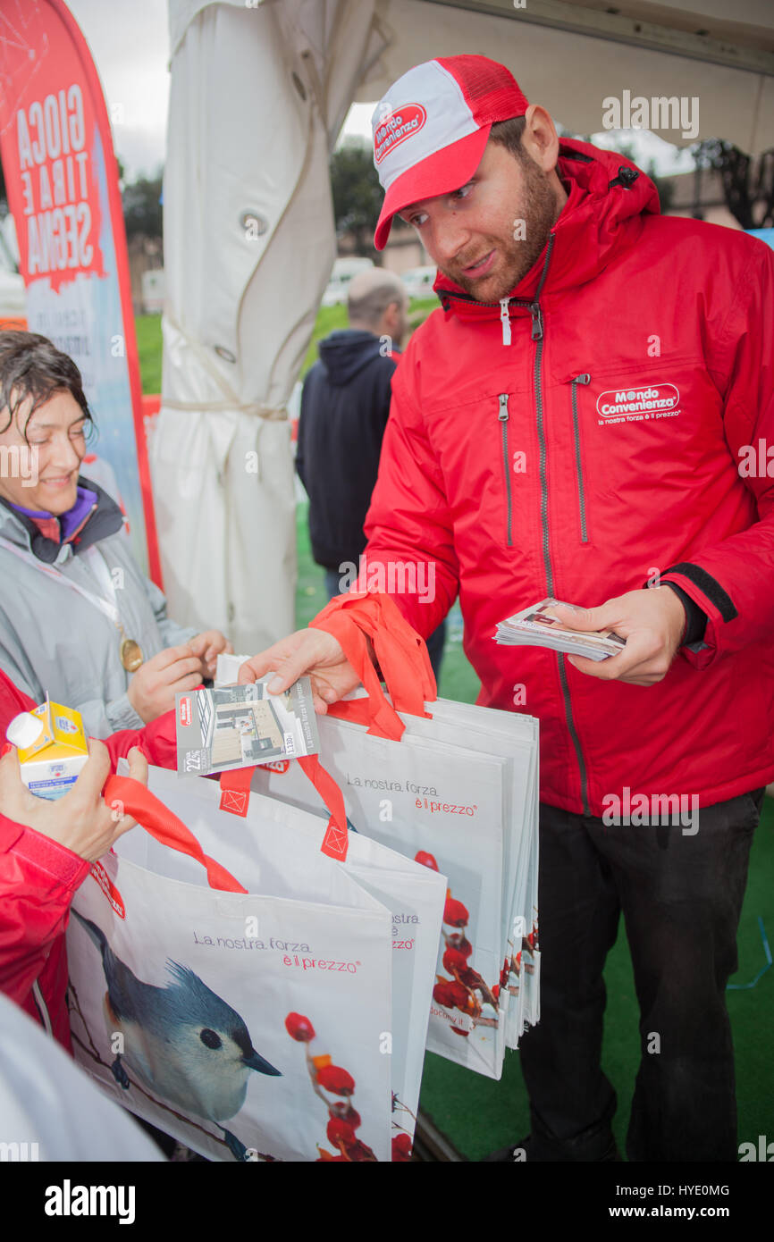 Non-competitive event, merged its 23rd Rome Marathon: the FunRun 2017 ...