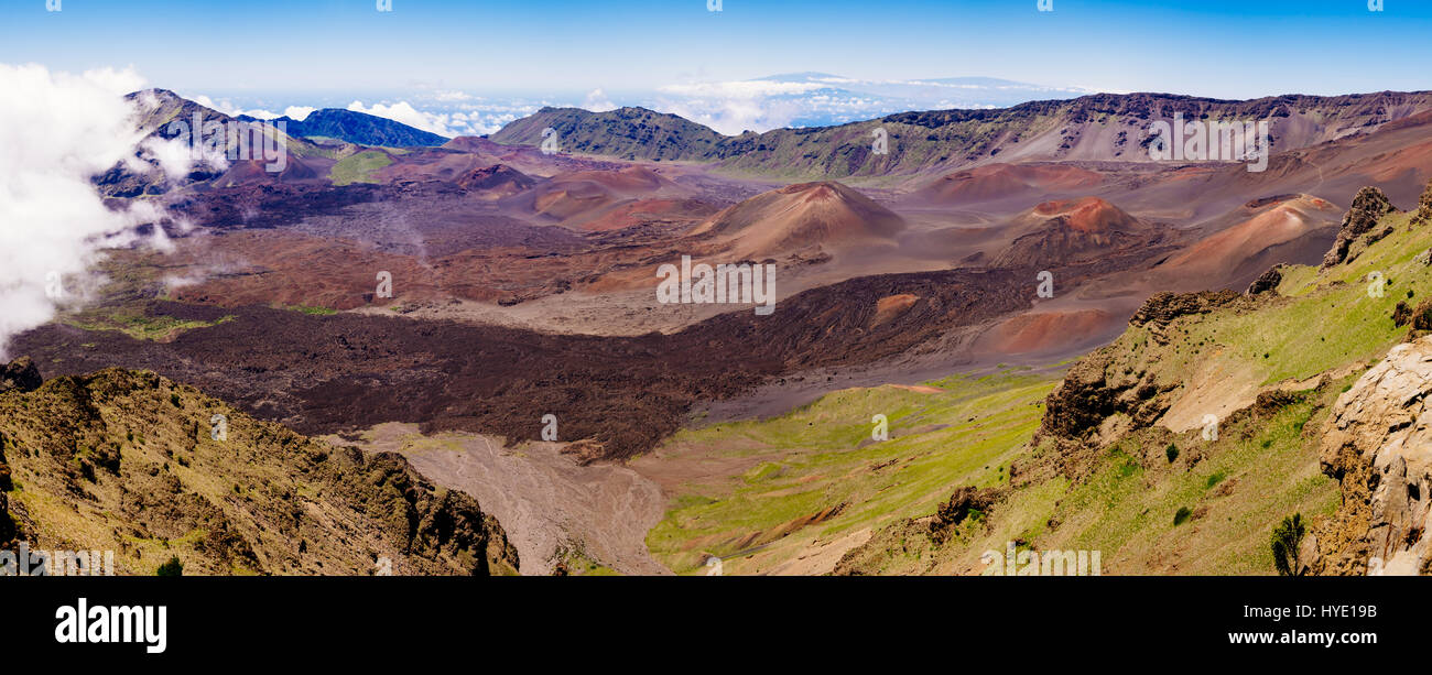 Volcano mountain hawaii hi-res stock photography and images - Alamy