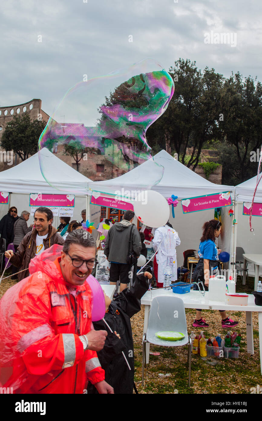 Non-competitive event, merged its 23rd Rome Marathon: the FunRun 2017 ...