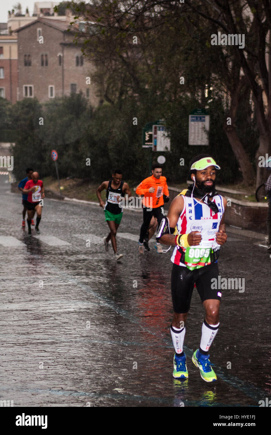 Non-competitive event, merged its 23rd Rome Marathon: the FunRun 2017 ...