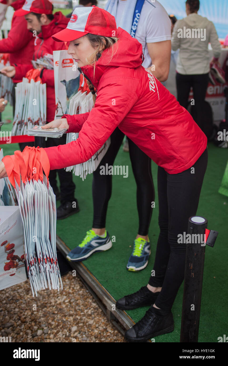 Non-competitive event, merged its 23rd Rome Marathon: the FunRun 2017 ...